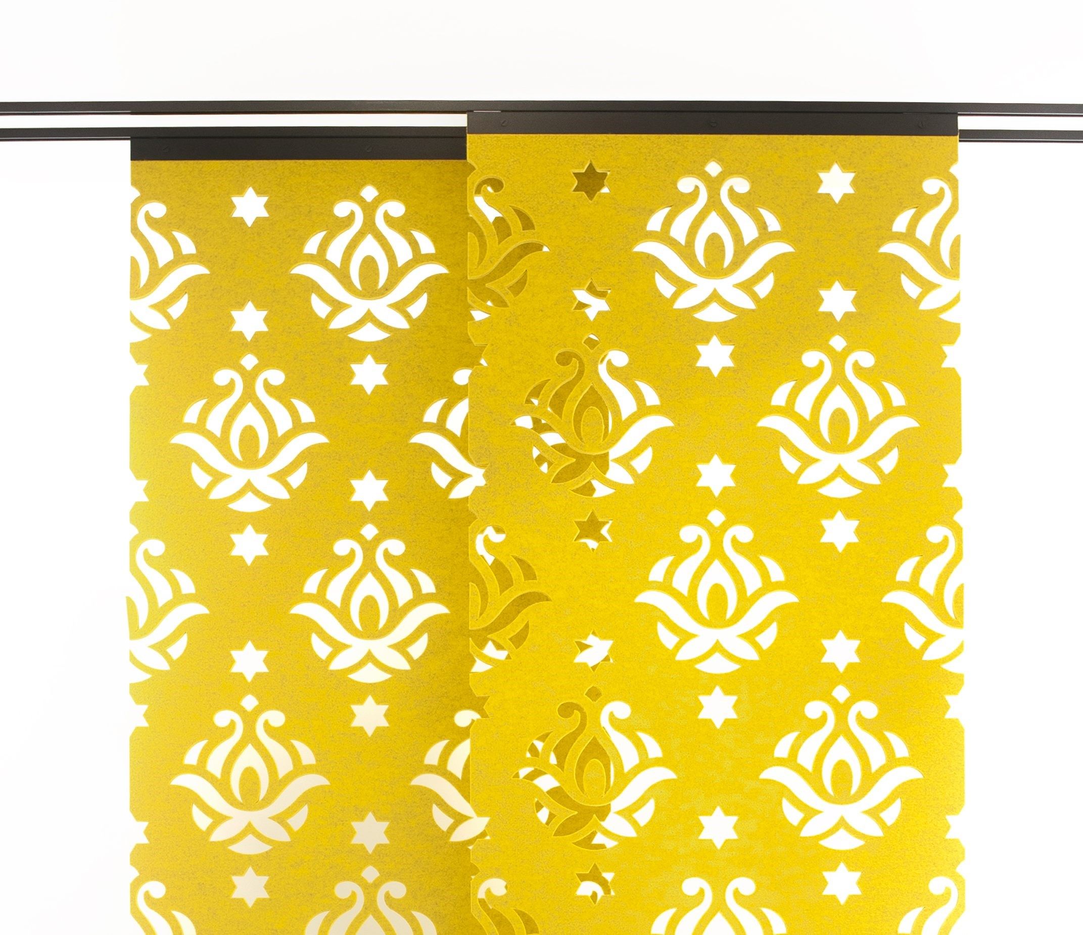 BuzziFalls Hanging felt room divider By BuzziSpace | design Sas ...