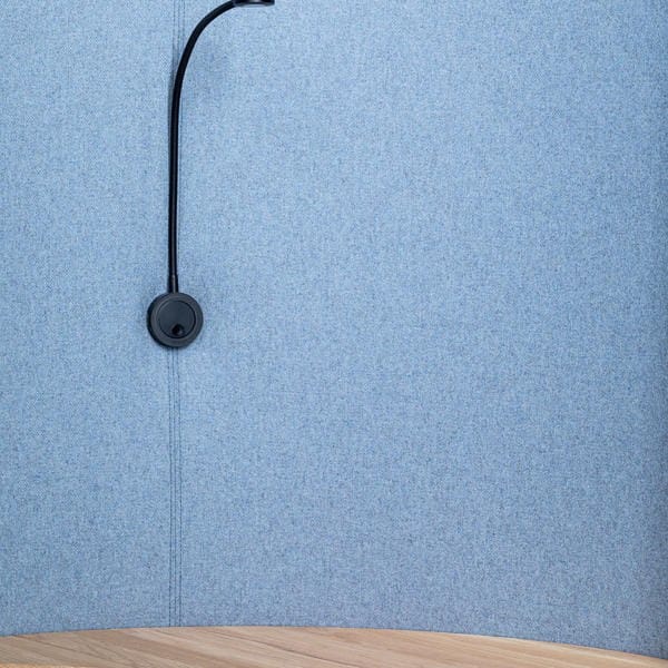 BuzziHug Cabina telefonica By BuzziSpace