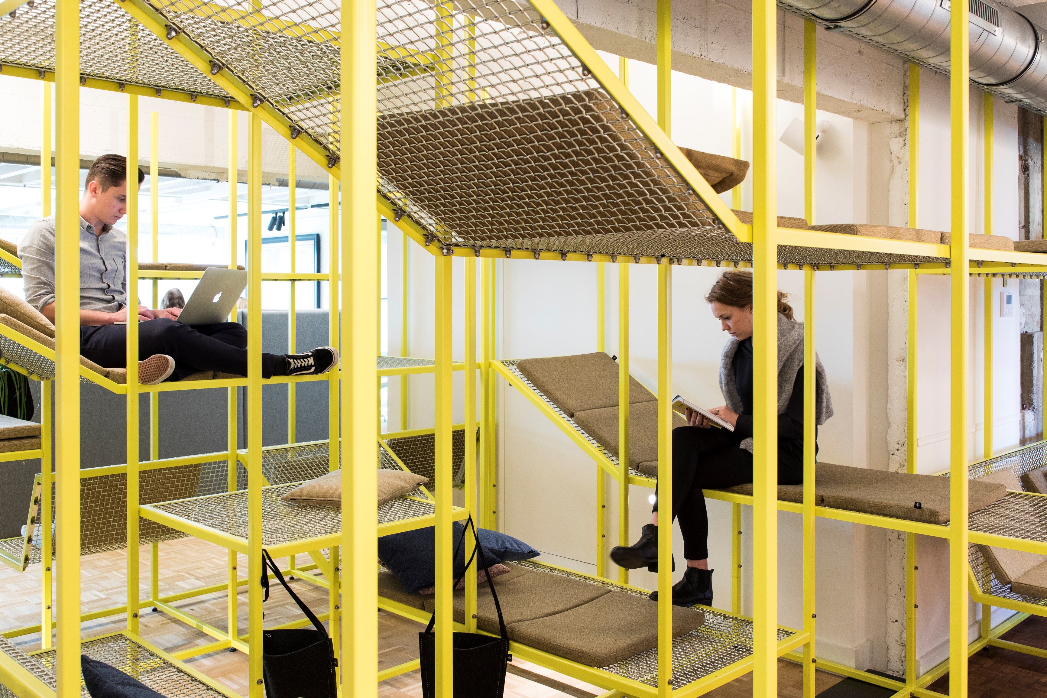 BuzziJungle Meeting pod By BuzziSpace