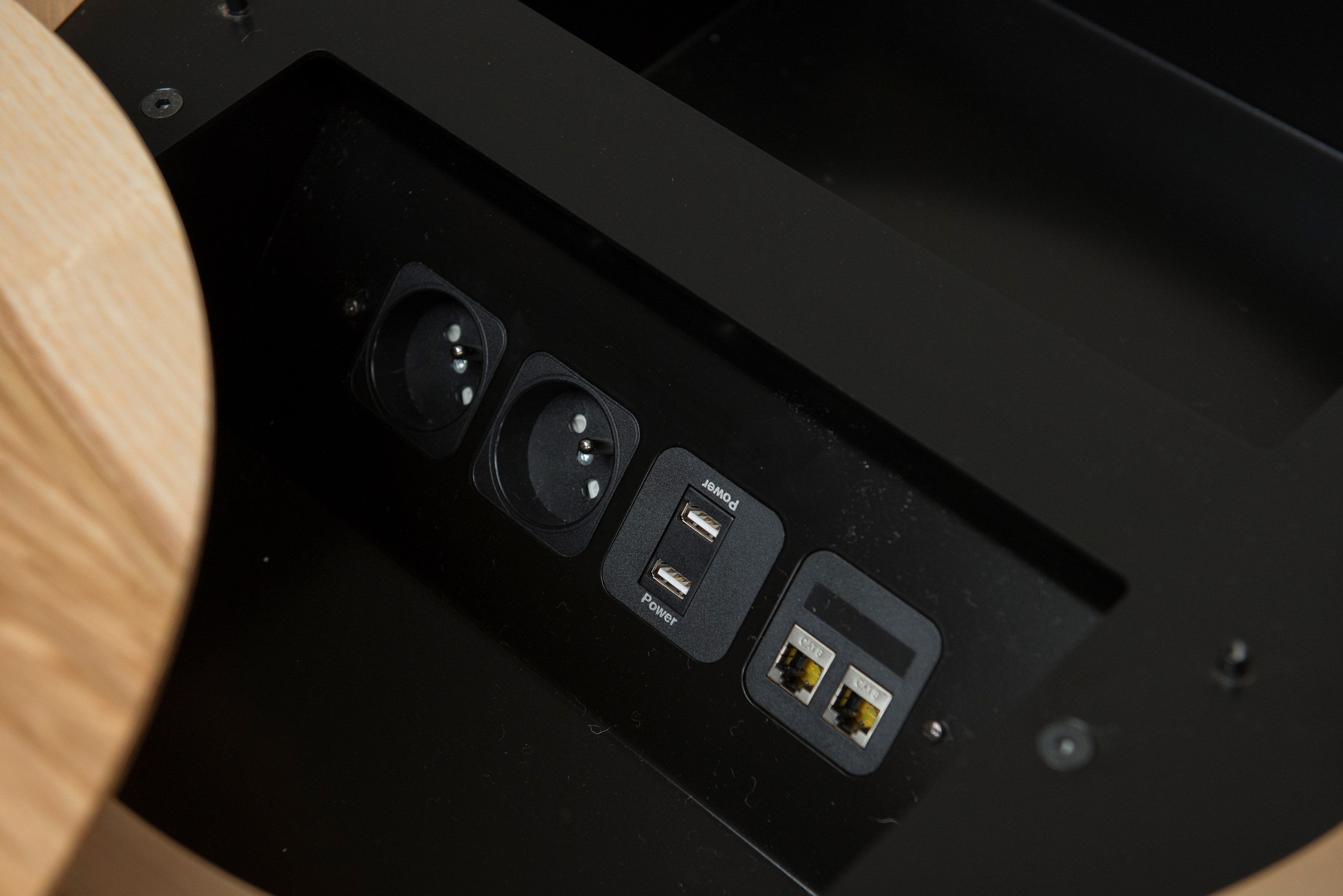 Round wooden meeting table BuzziPicNic Round BuzziPicNic Collection By ...