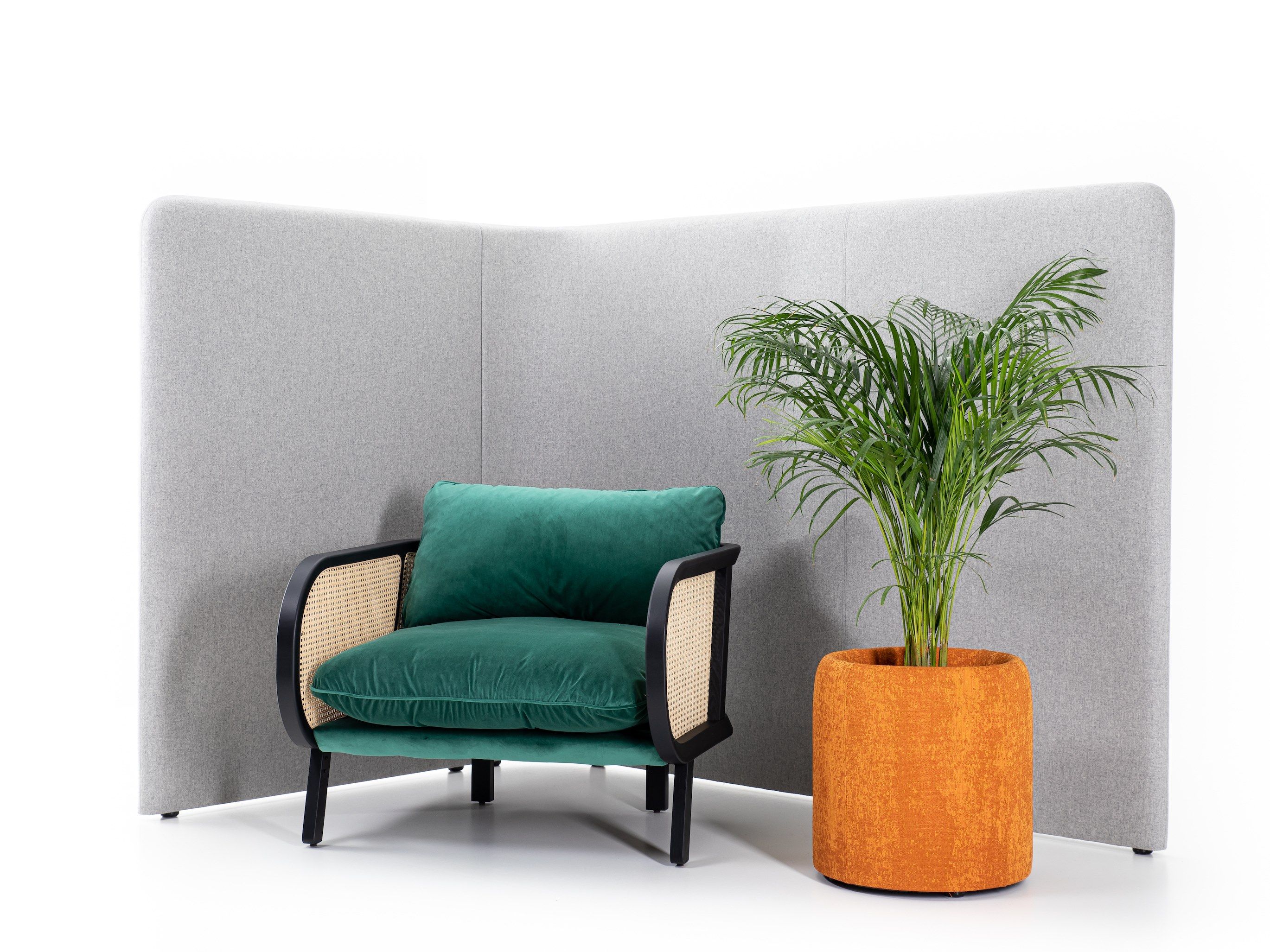 BuzziShield Hook office screen By BuzziSpace