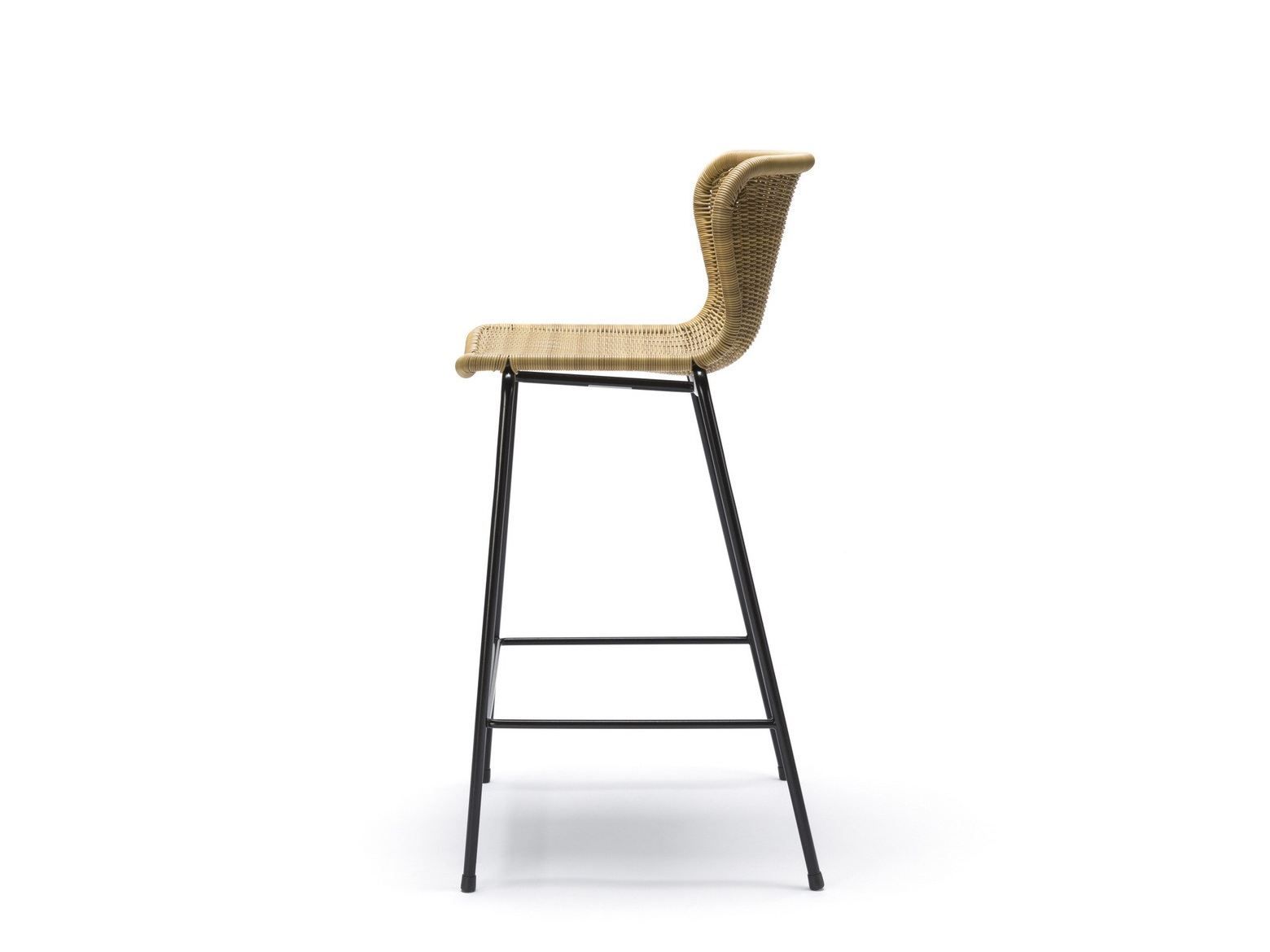 C603 OUTDOOR | Stool By Feelgood Designs design Yuzuru Yamakawa