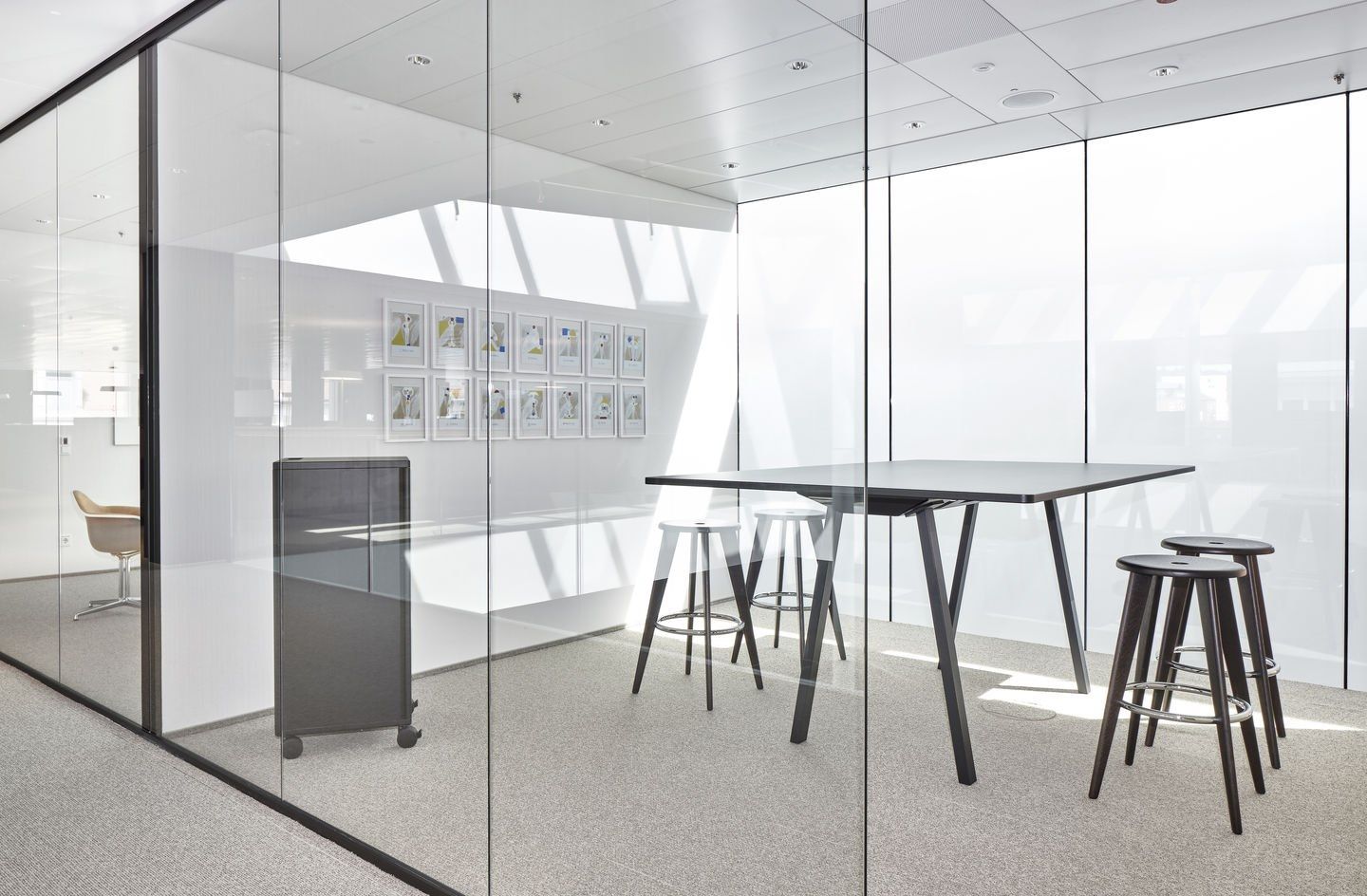 CADDY Powder coated steel Trolley By Vitra | design Christoph Ingenhoven