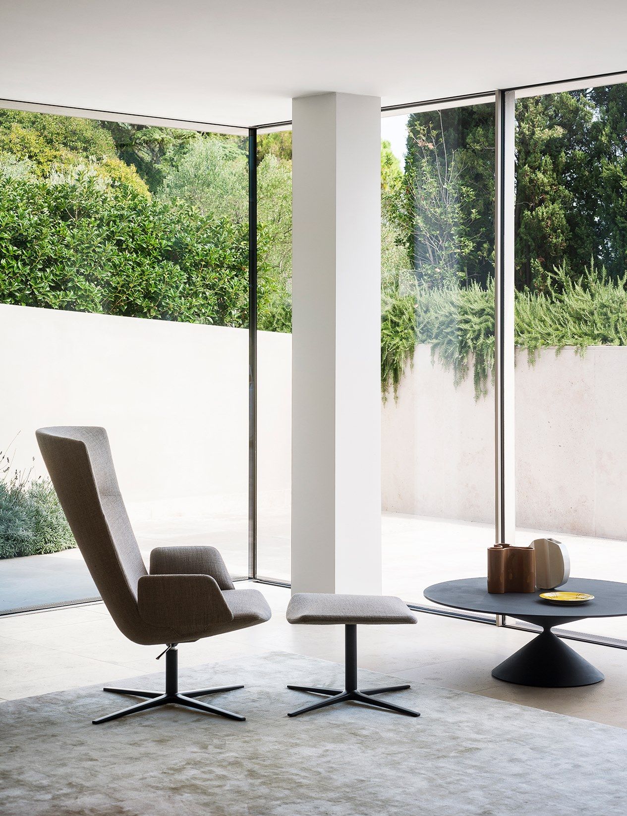 CALUM LOUNGE RELAX By Desalto design Simon Pengelly