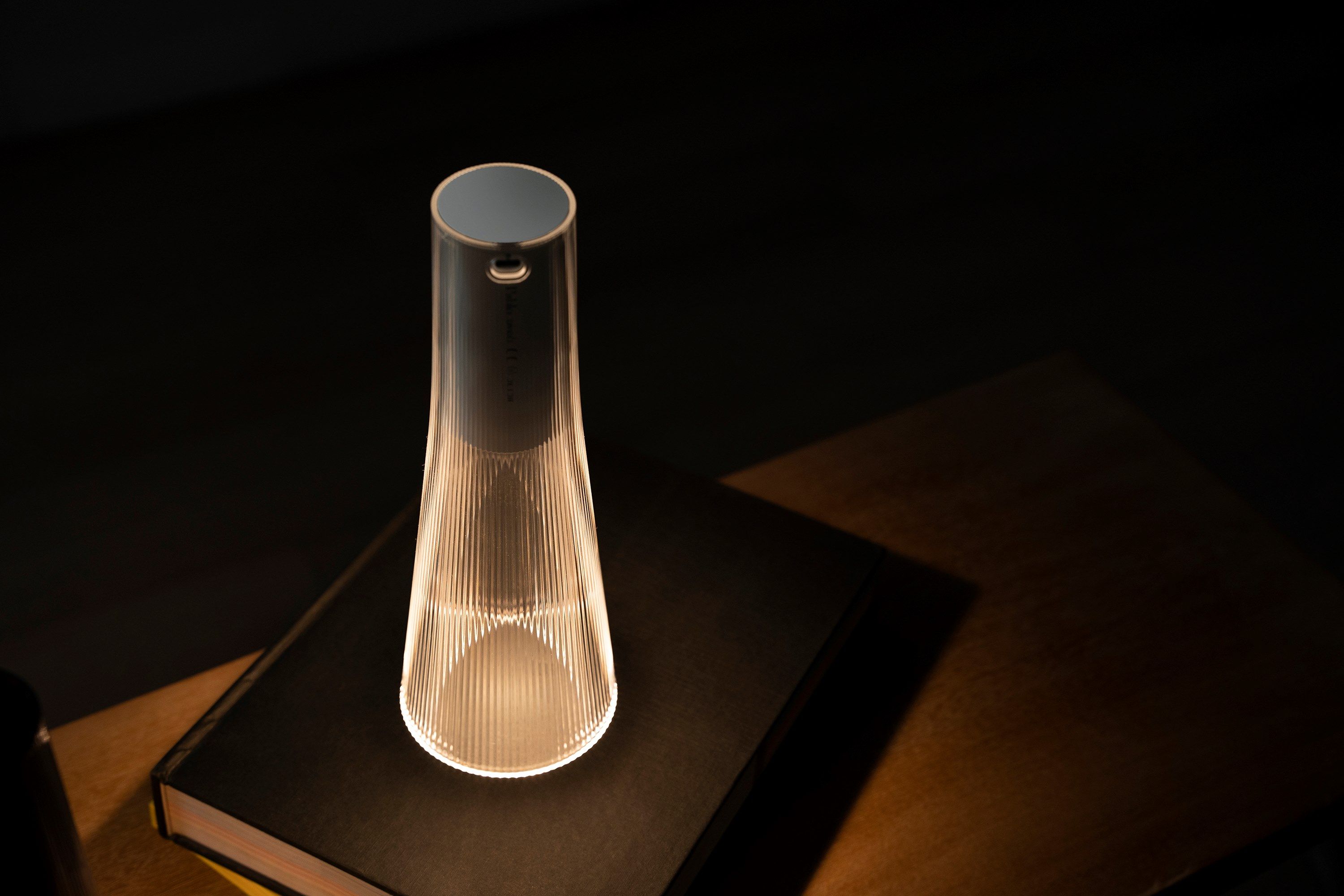 CANDÉL table lamp By Pablo