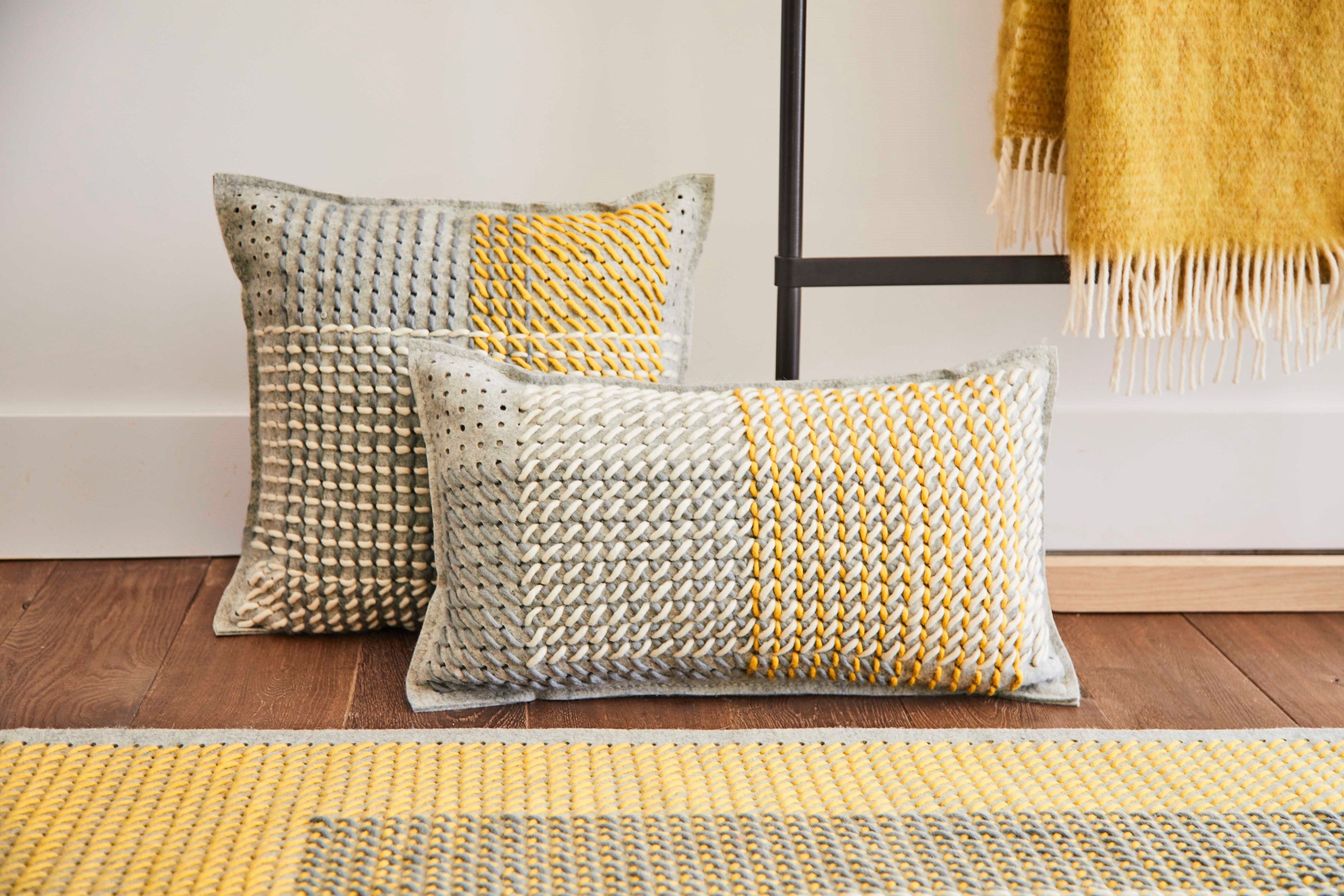 CANEVAS GEO GREY | Rectangular cushion Canevas Geo Collection By GAN ...