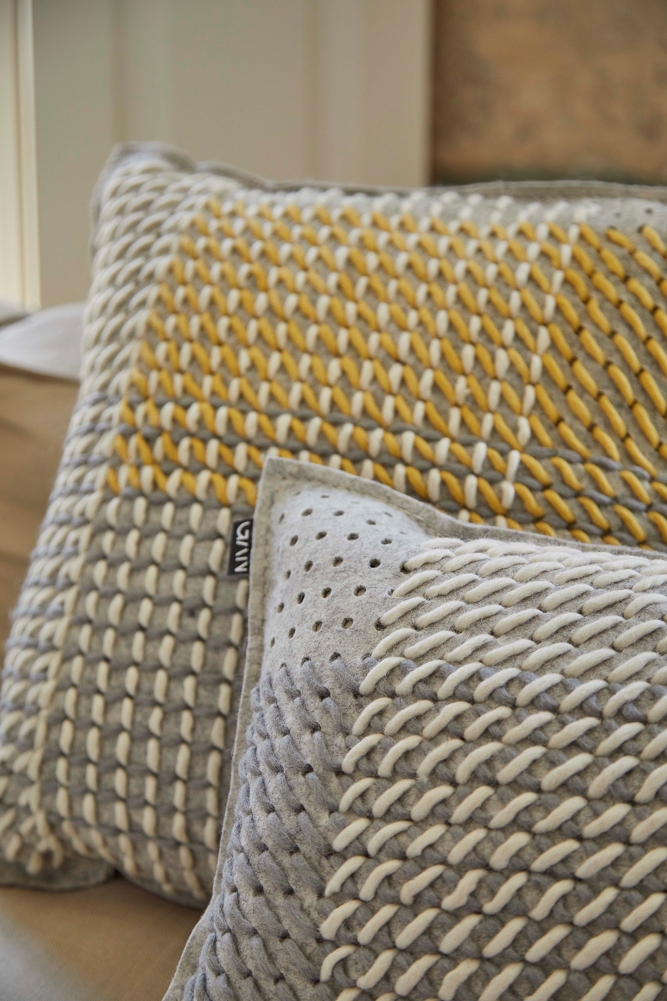 CANEVAS GEO GREY | Rectangular cushion Canevas Geo Collection By GAN ...