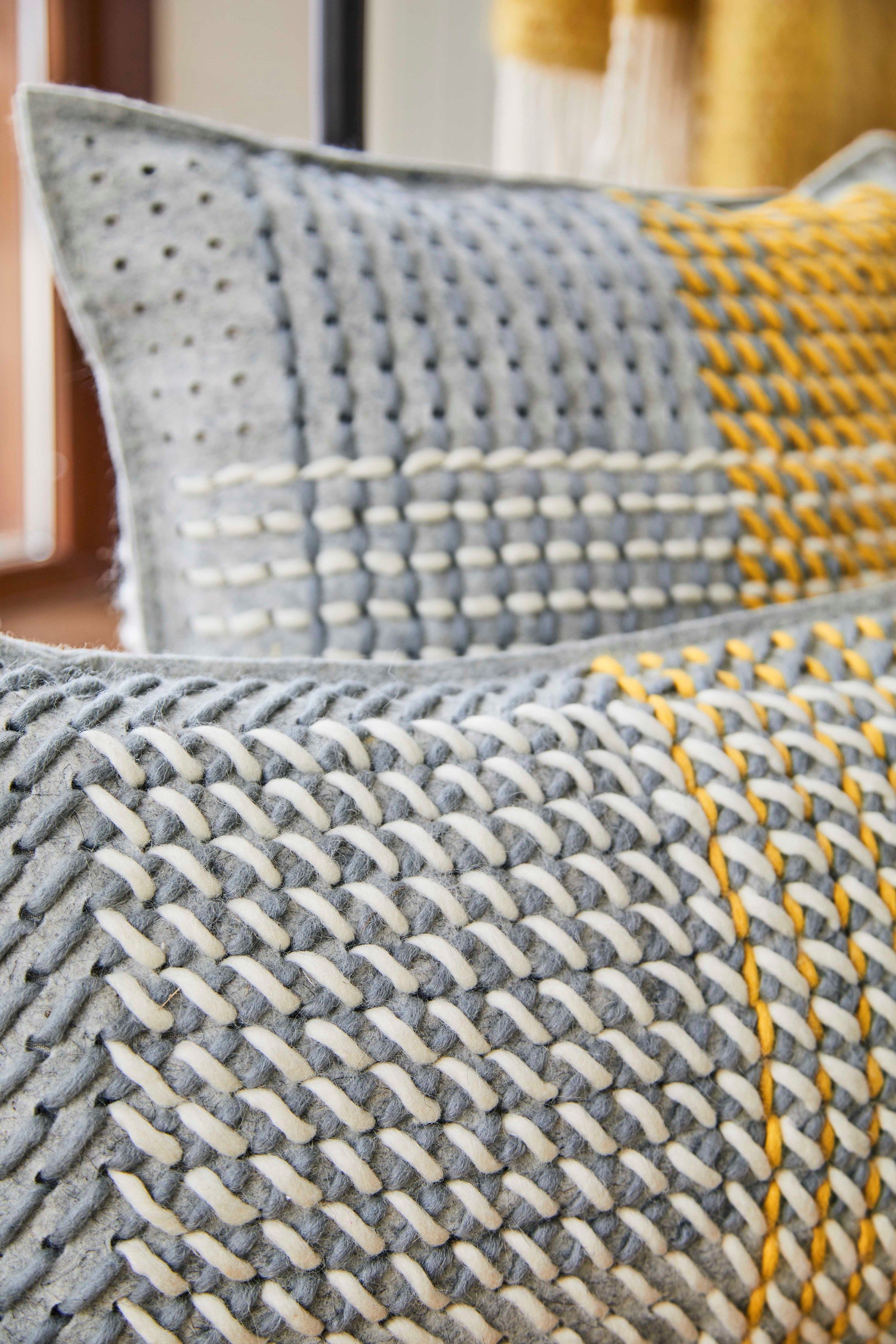 CANEVAS GEO GREY | Rectangular cushion Canevas Geo Collection By GAN ...