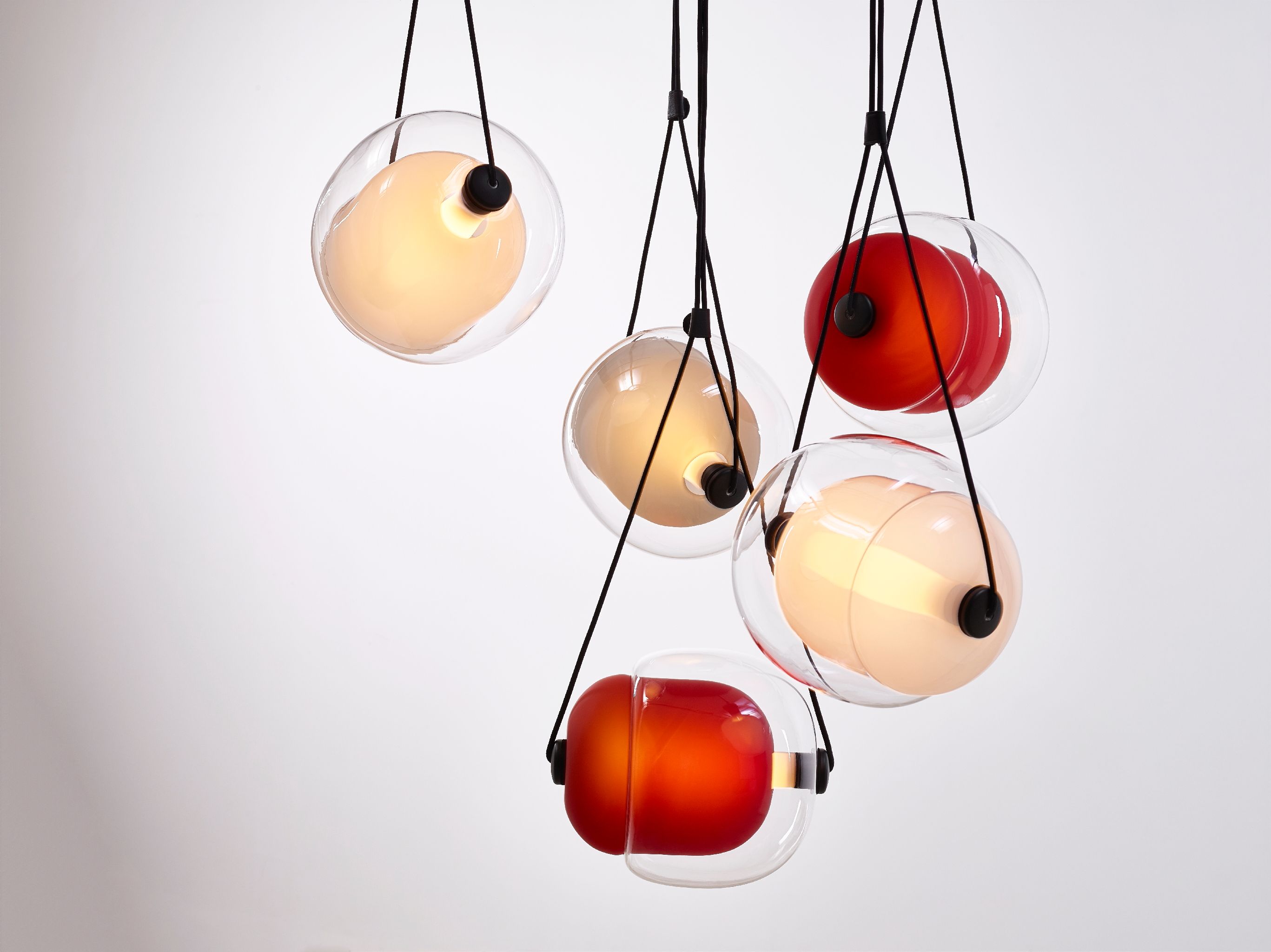 CAPSULA Pendant lamp By BROKIS