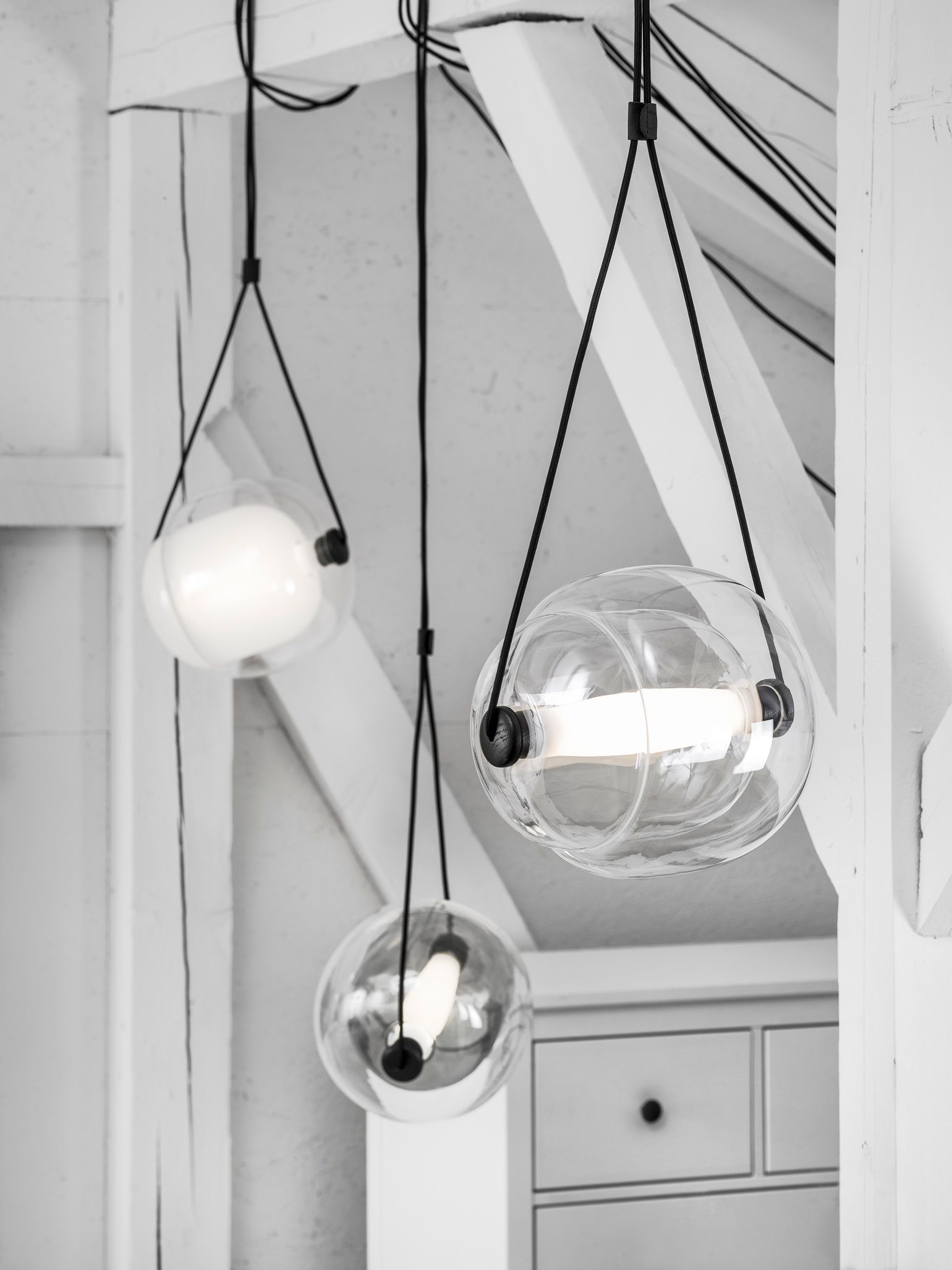 CAPSULA Pendant lamp By BROKIS