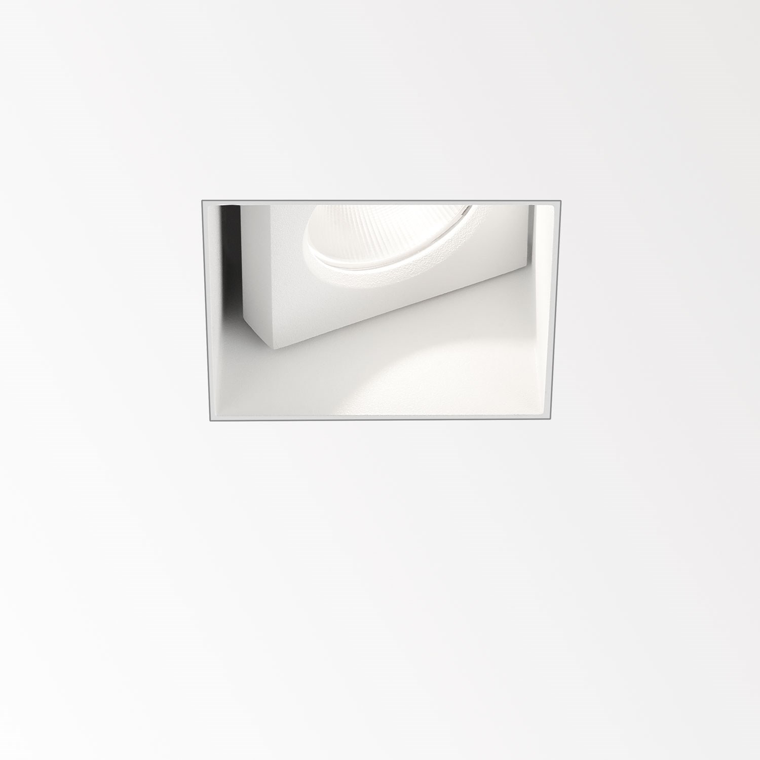 CARREE TRIMLESS OK Spot By Delta Light