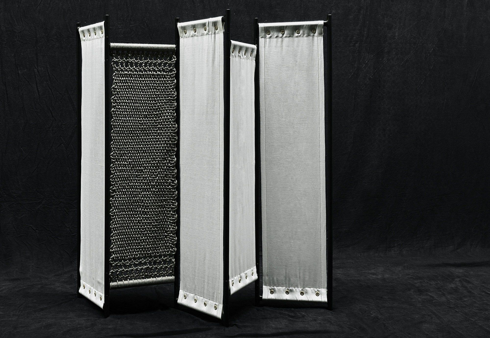 CEIBA SCREEN Ash Screen By Living Divani | design Luis Alberto Arrivillaga