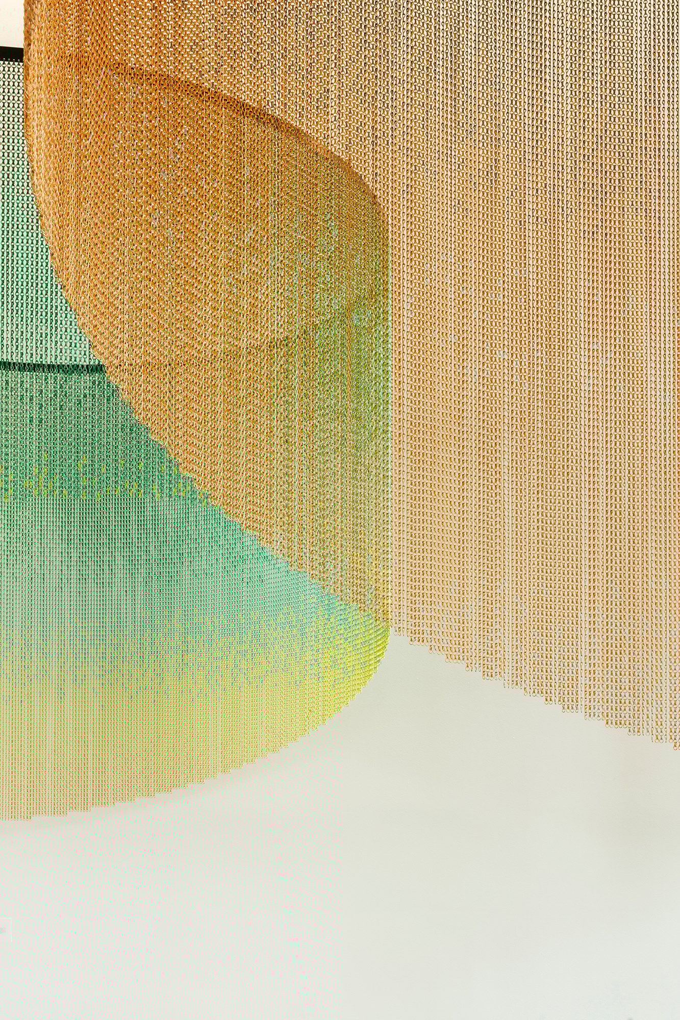 Aluminium chain curtain CEILING HEIGHT CYLINDERS By Kriskadecor