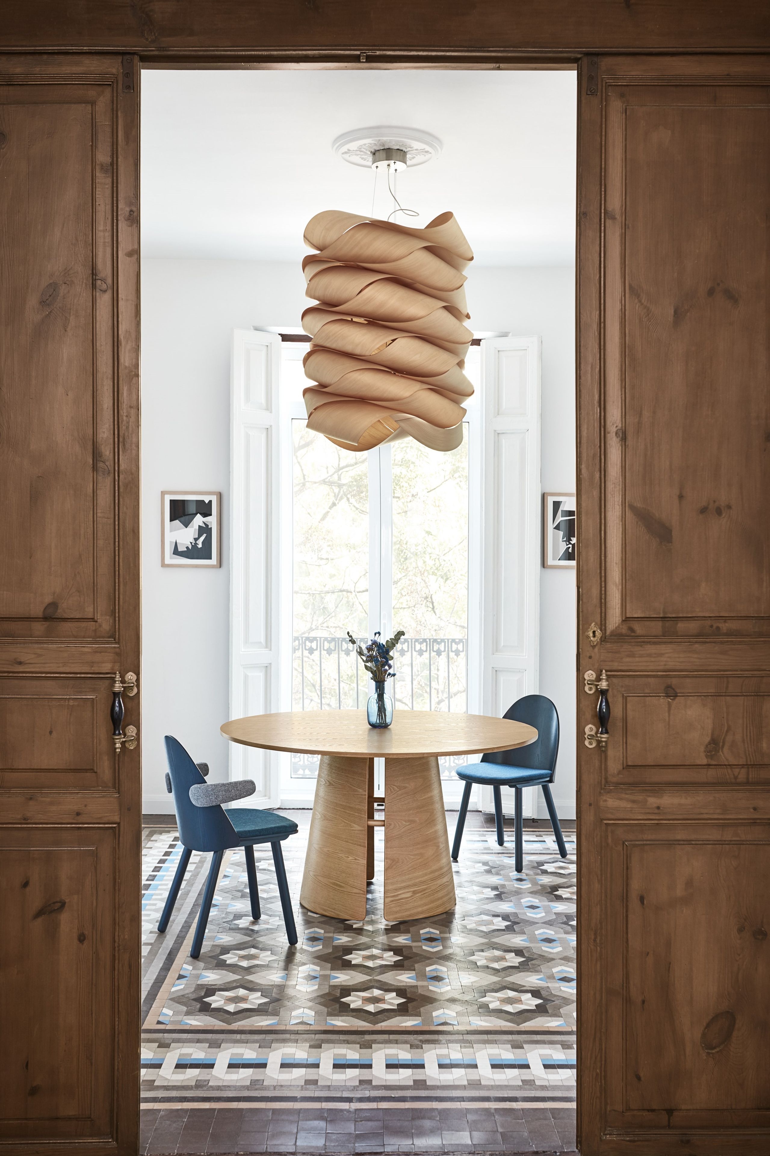 CEP Round wooden dining table By TEULAT | design Cambres Design