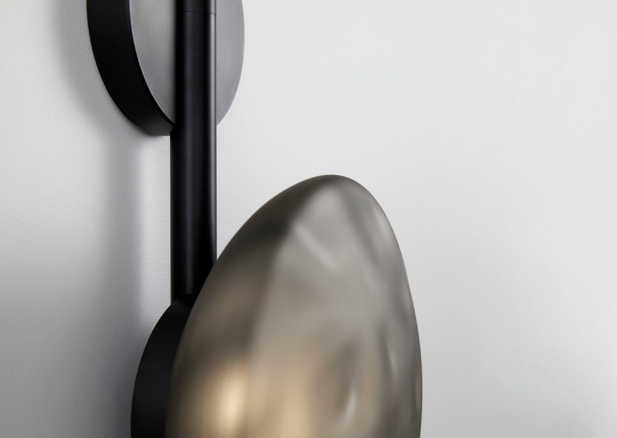 CETO LED Anodized aluminium wall lamp By Ross Gardam