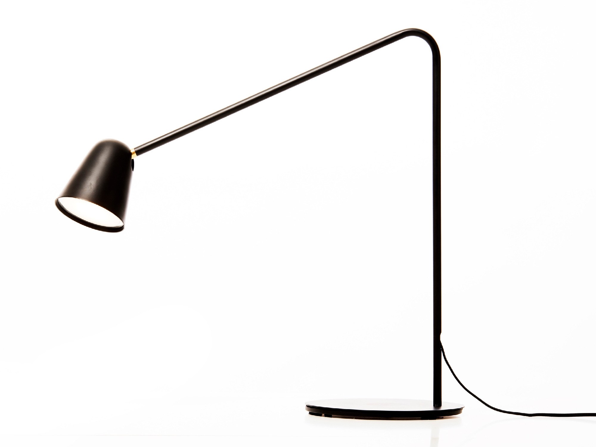 CHAPLIN | Steel desk lamp By Formagenda design Benjamin Hopf