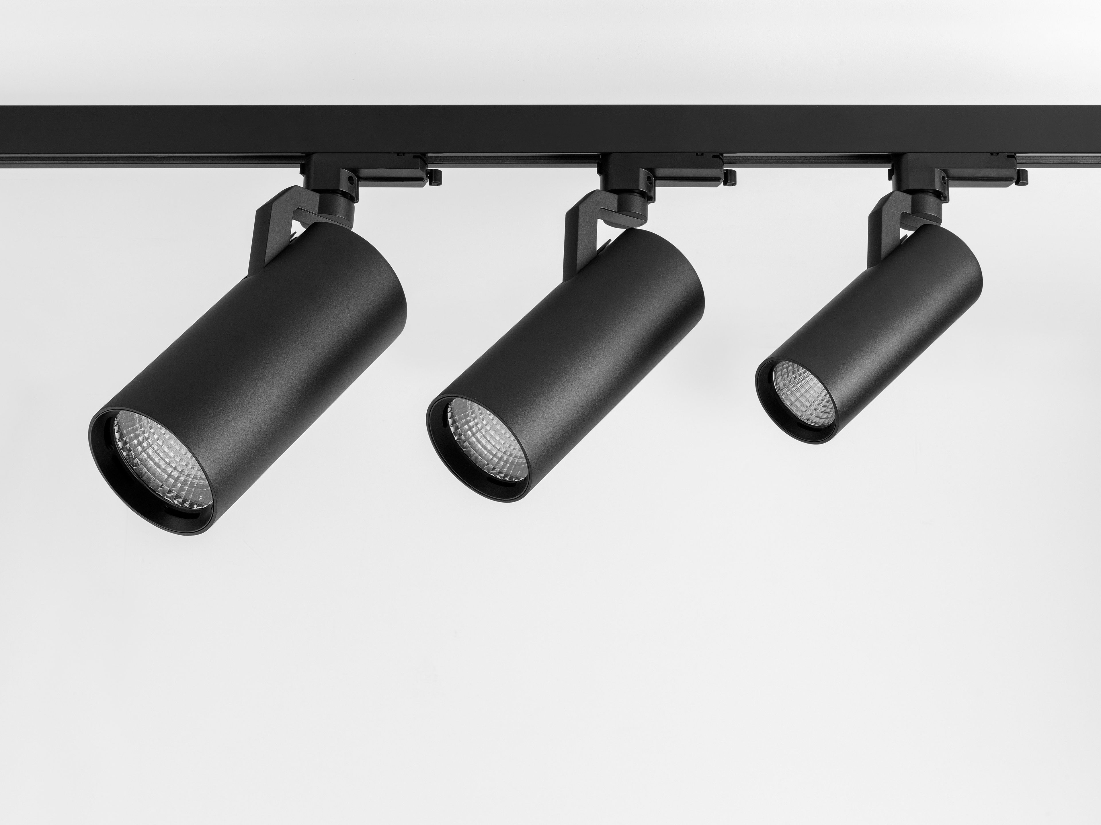 CHARLATAN LED metal track-Light By Modular Lighting Instruments