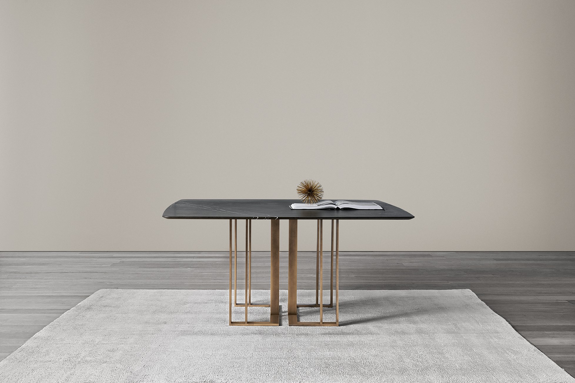 CHARLIE | Tavolo quadrato By Meridiani design Andrea Parisio