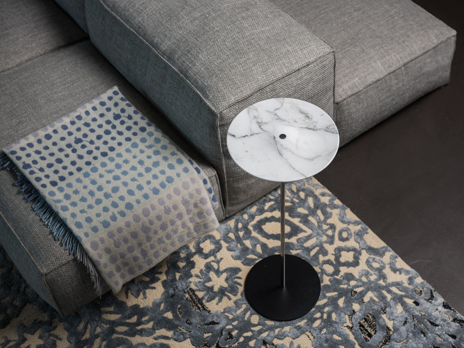 Walnut coffee table / pin tray CIRCULUM WAVE STANDING By PIKKA design ...