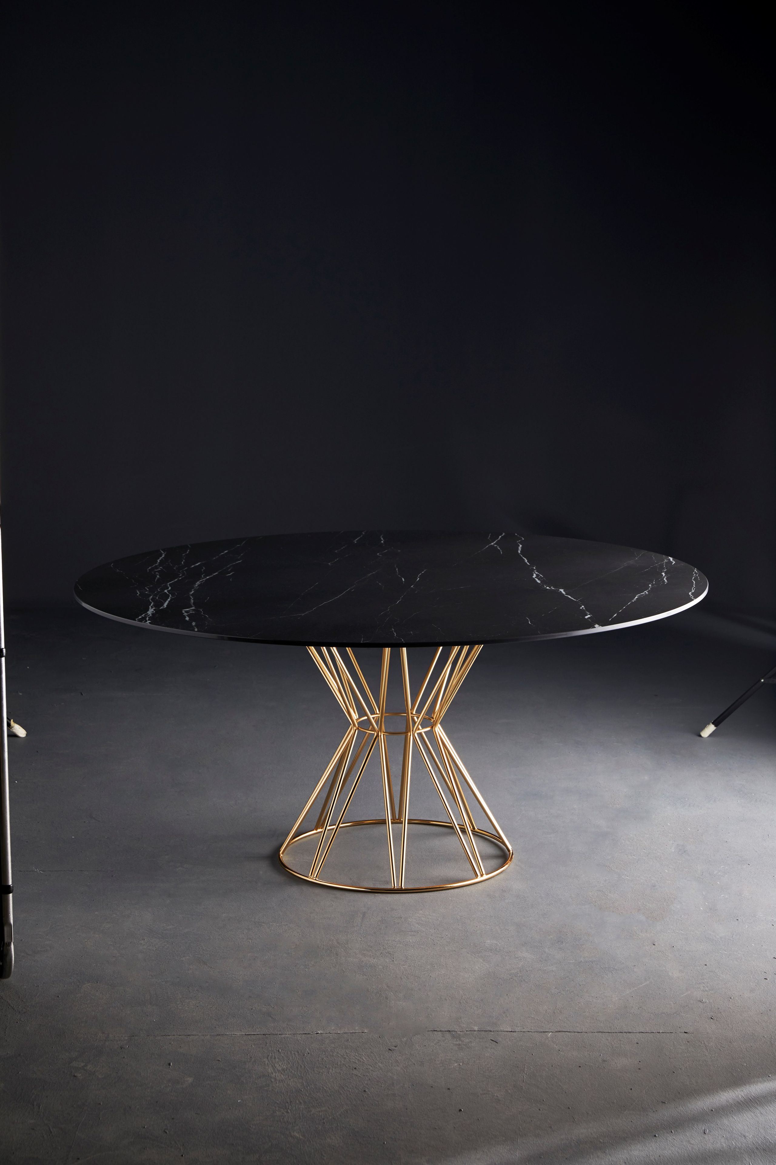 CIRCUS | Round table By Colico design Fauciglietti Engineering