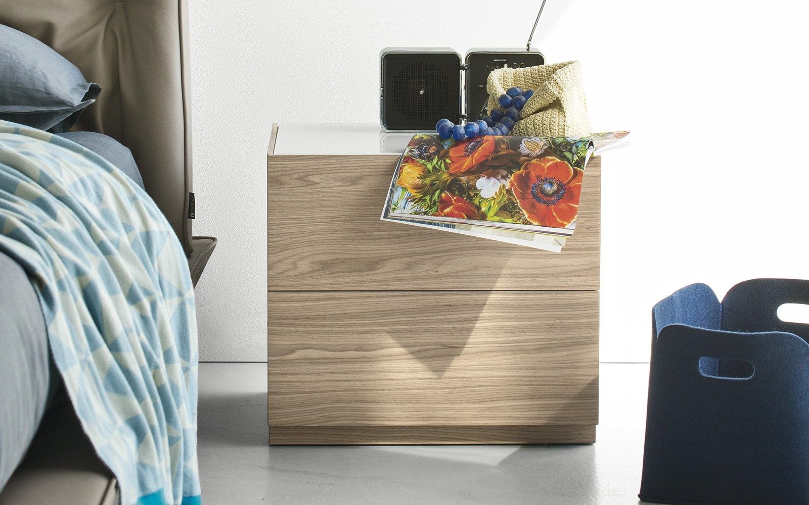 CITY Bedside table with drawers By Calligaris