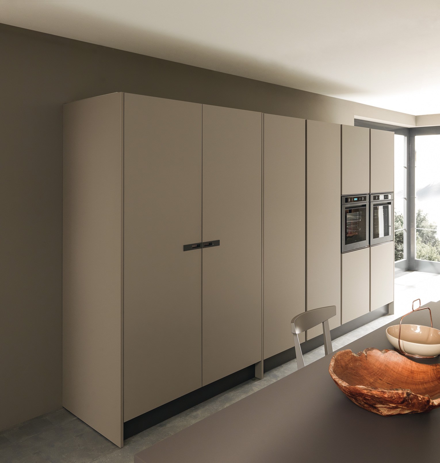 CLASS LINE | Kitchen with island By Febal Casa design Alfredo Zengiaro