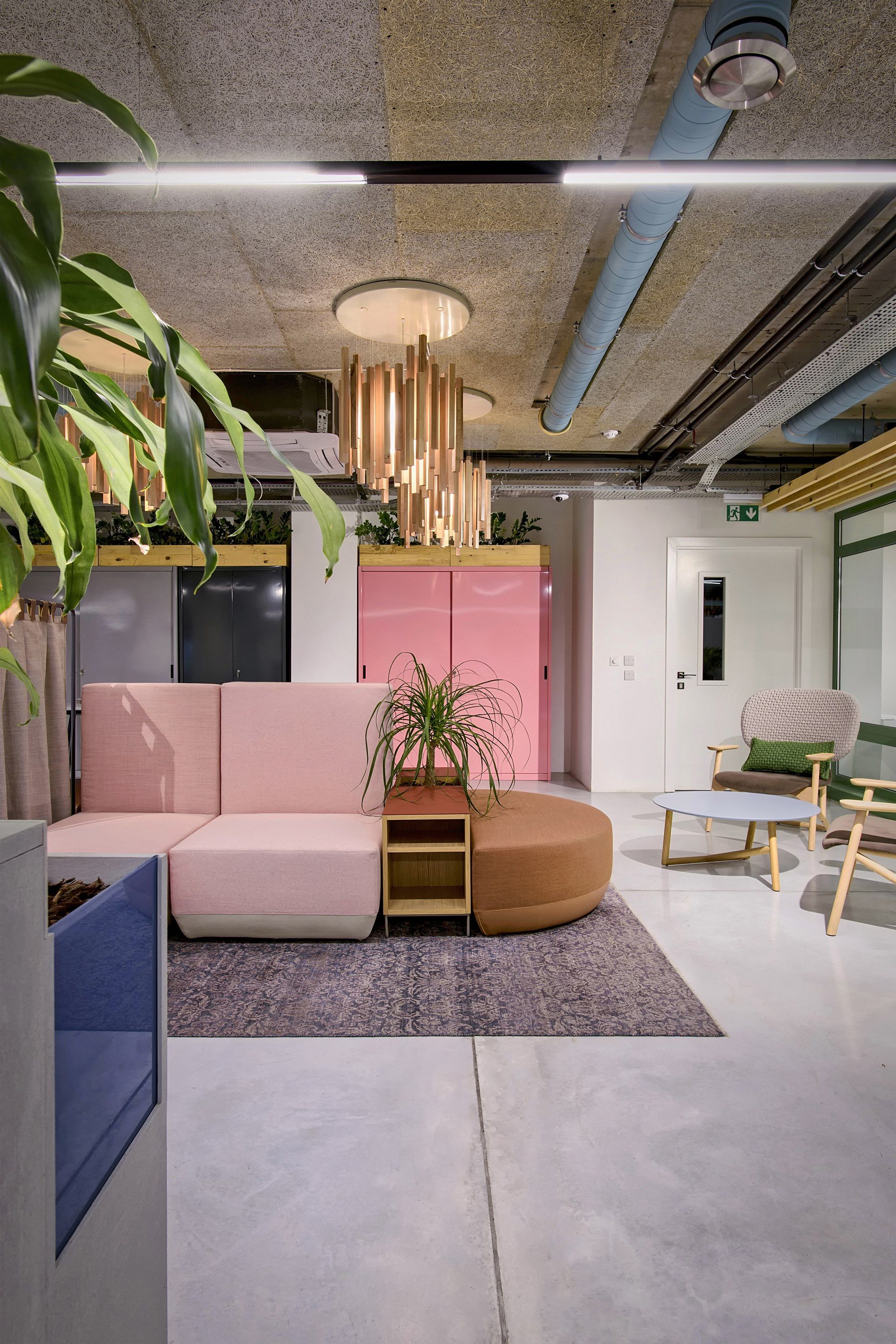 CLASSIC Metal office storage unit with hinged doors By Fantin | design ...