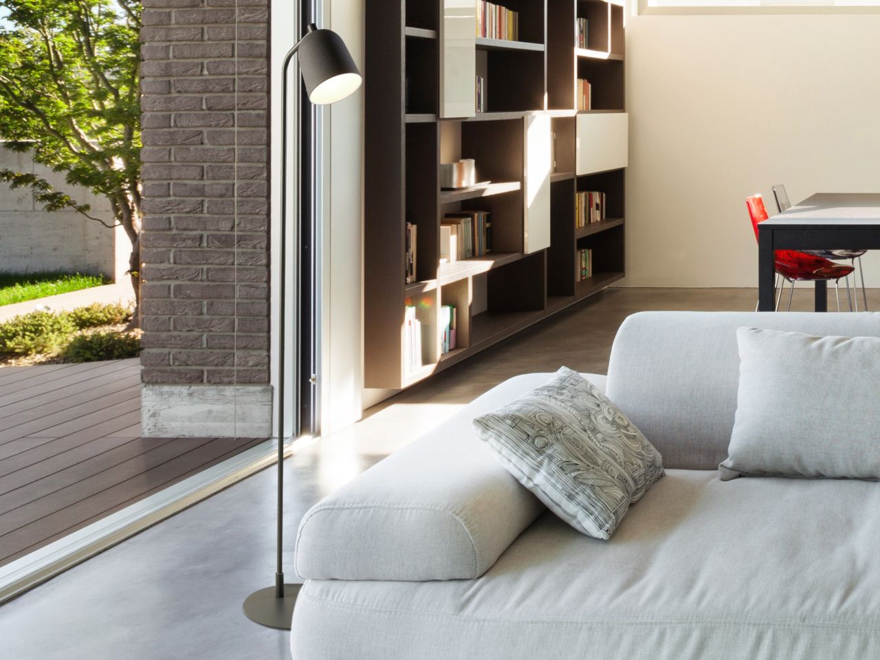 CLAVIO | Floor lamp By millelumen design Michael Raasch