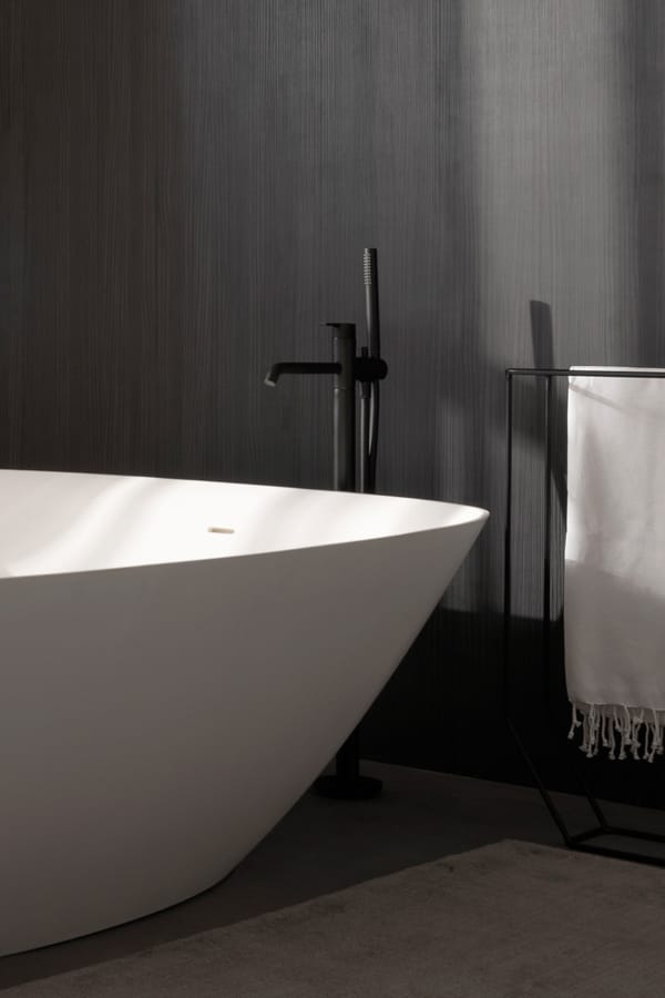 CODE | Robinet pour baignoire avec douchette Collection Code By INBANI