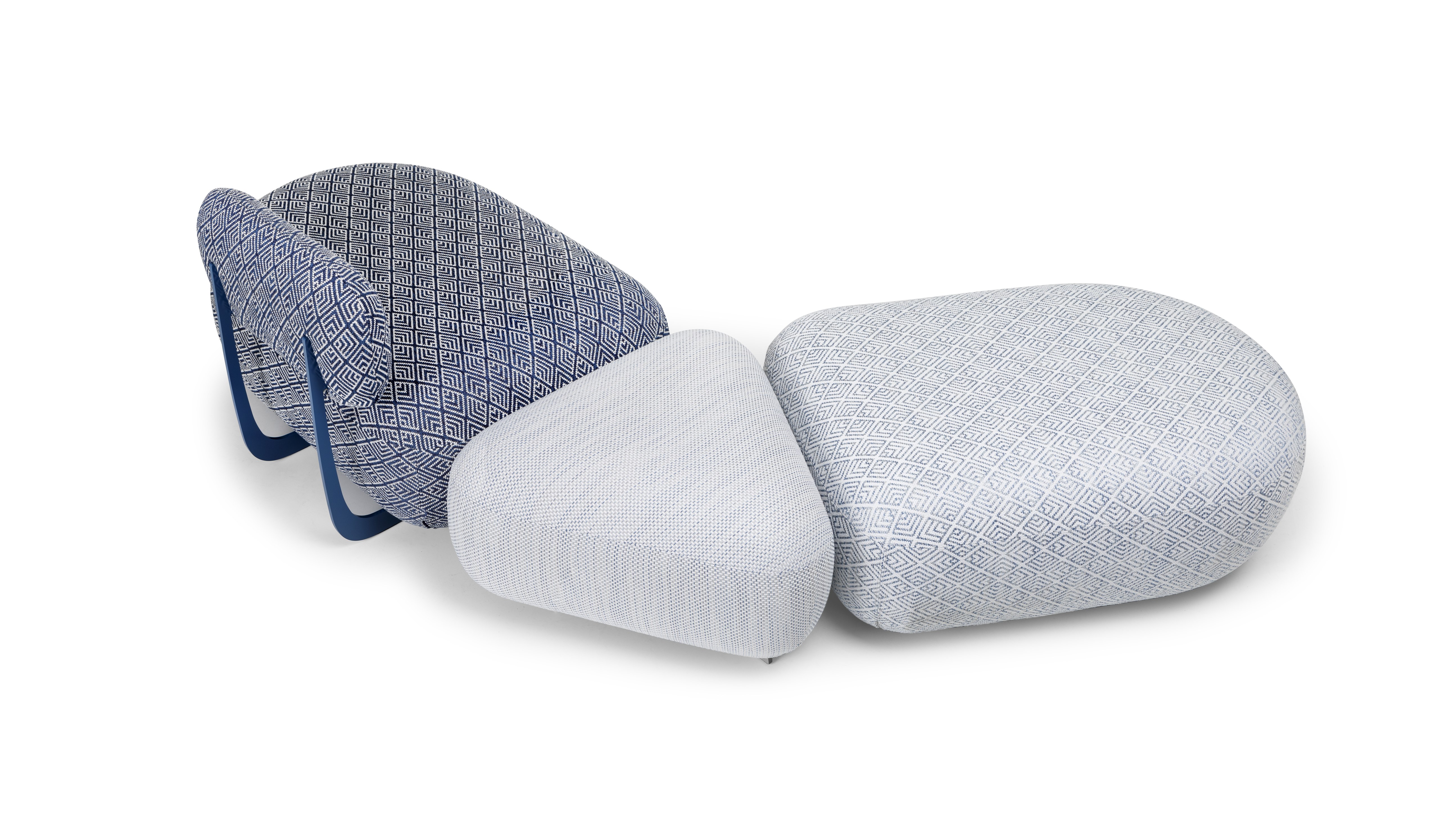 CODE OUT CD 75SQ OUT Fabric low lounge chair By True Design | design ...