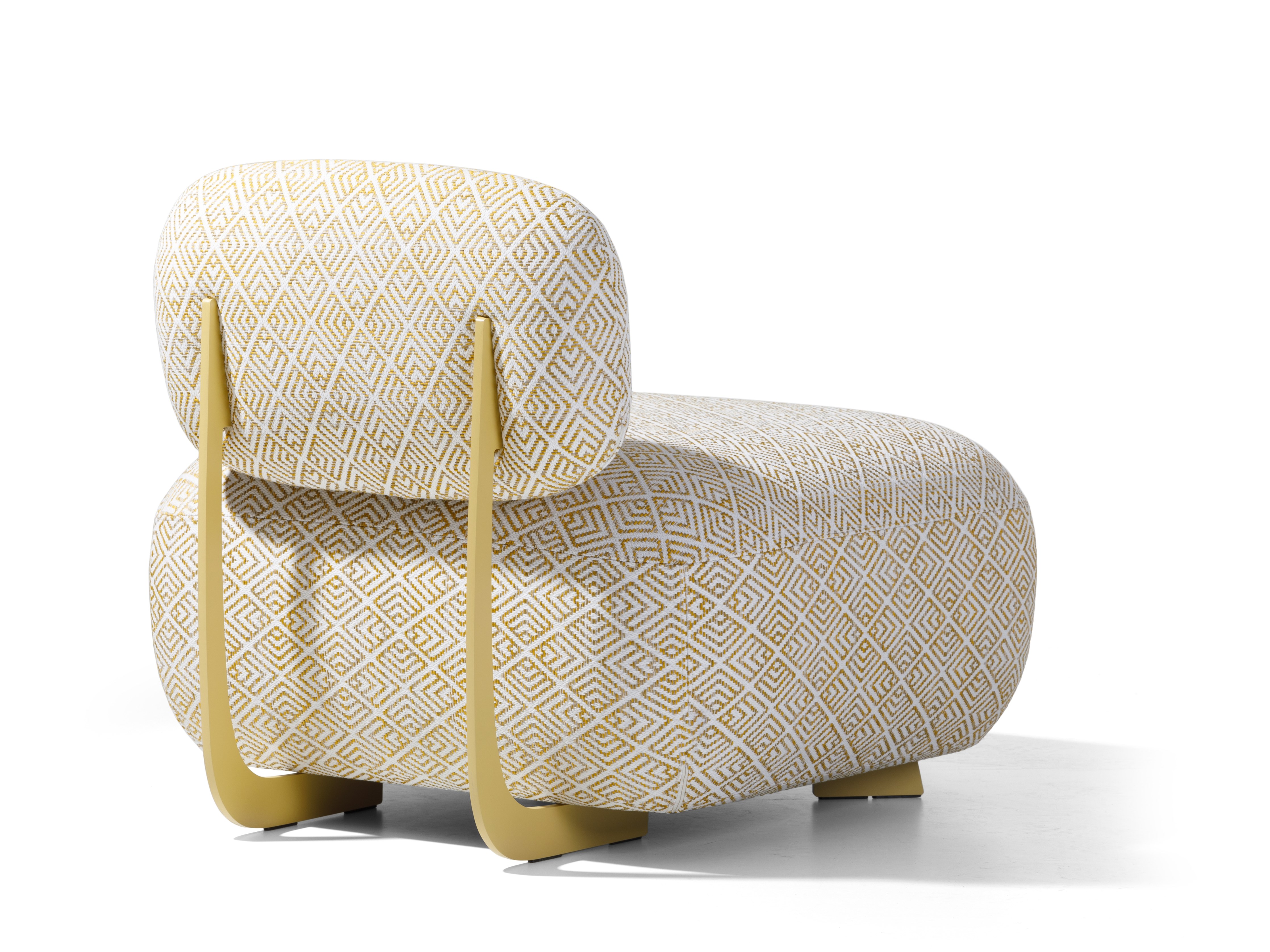 CODE OUT CD 75SQ OUT Fabric low lounge chair By True Design | design ...