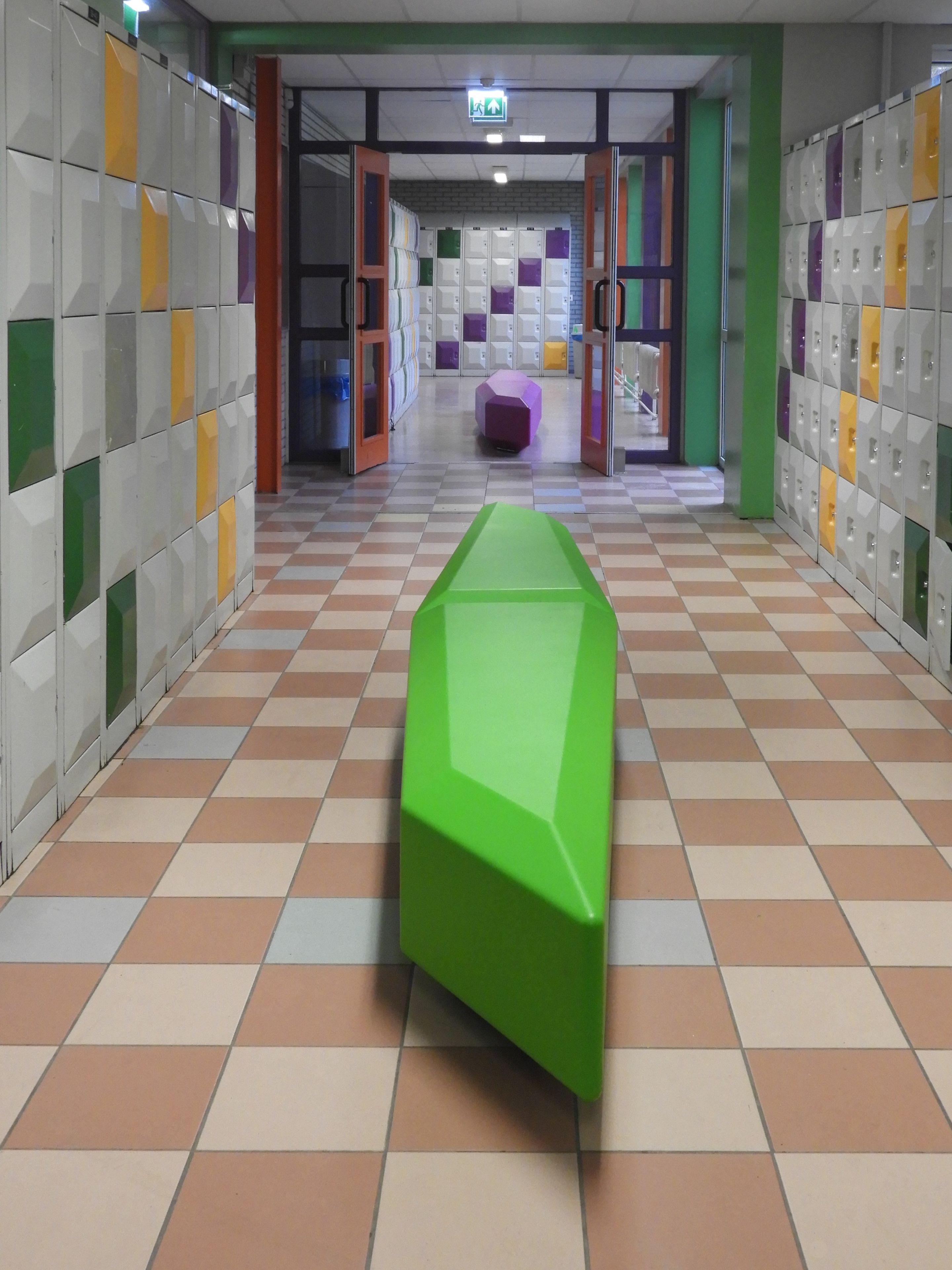 COFFINE LOUNGE Modular backless polyethylene bench By miramondo