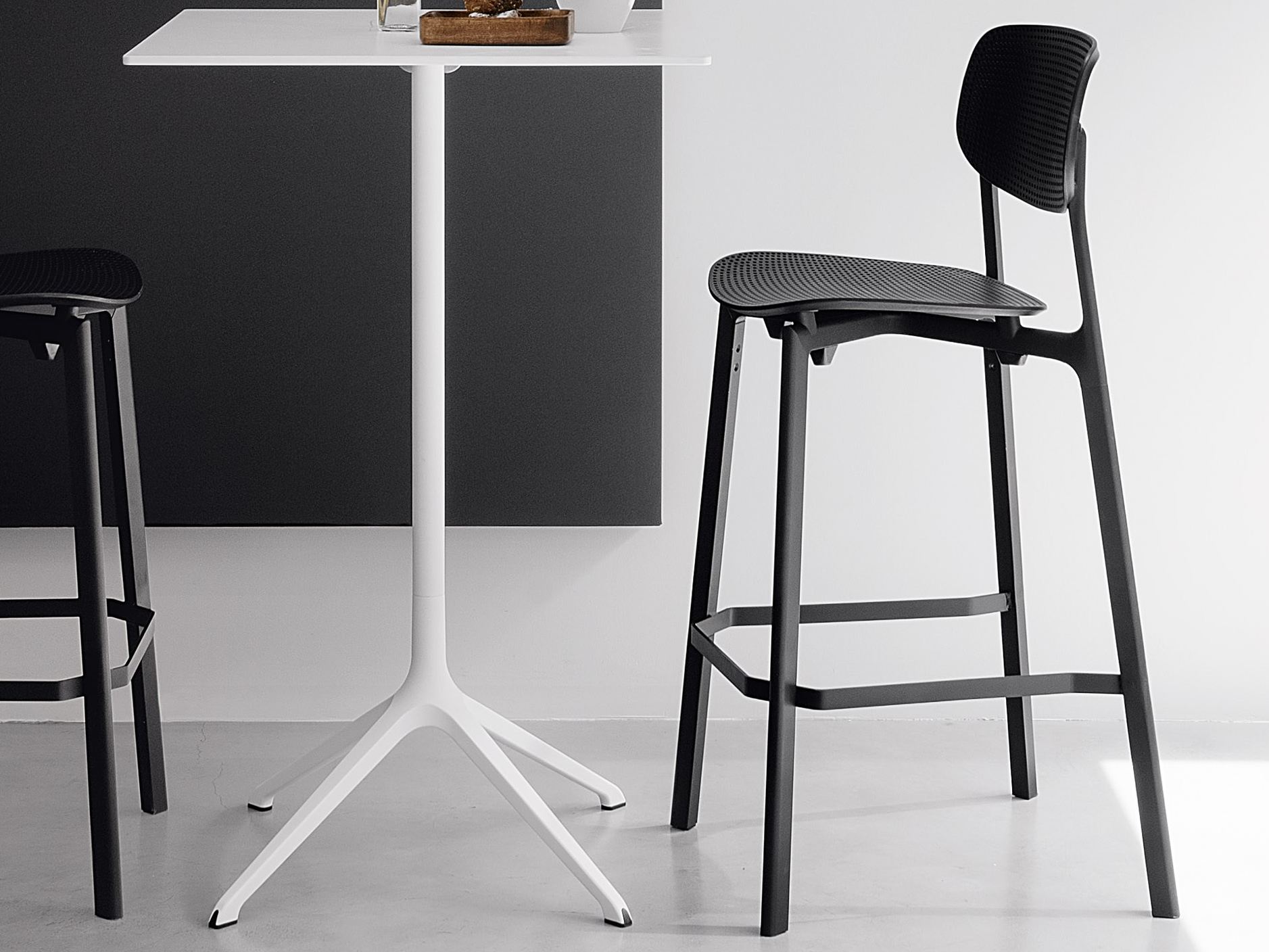 COLANDER High stool with back By Kristalia | design Patrick Norguet