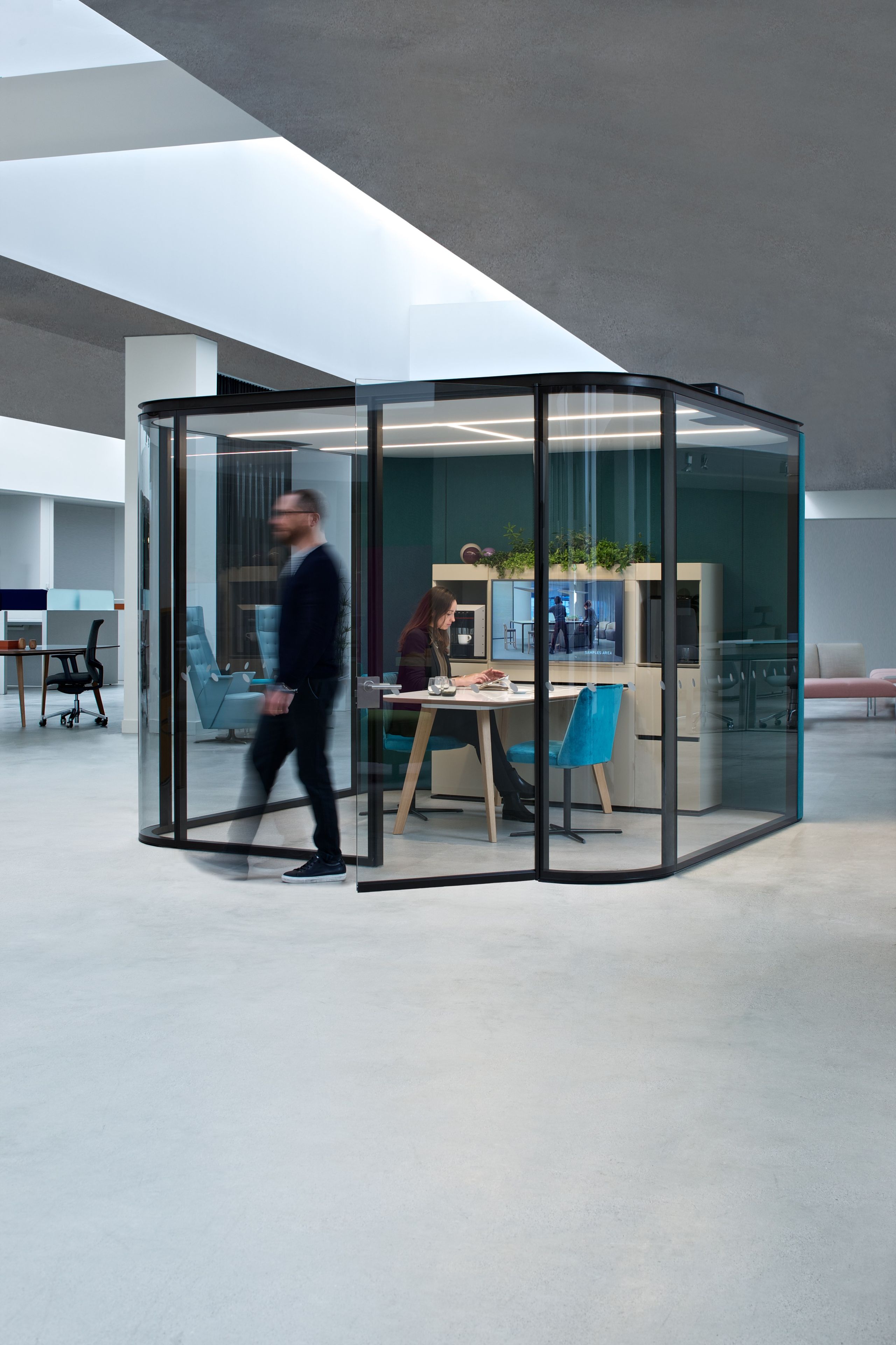 COLLABORATIVE ROOM Acoustic fabric office booth By ESTEL GROUP | design ...