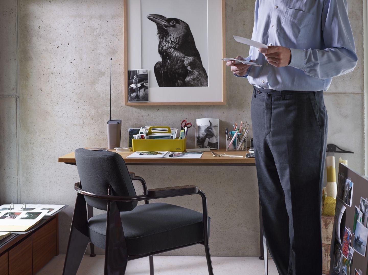 COMPAS DIRECTION Rectangular solid wood writing desk By Vitra | design ...