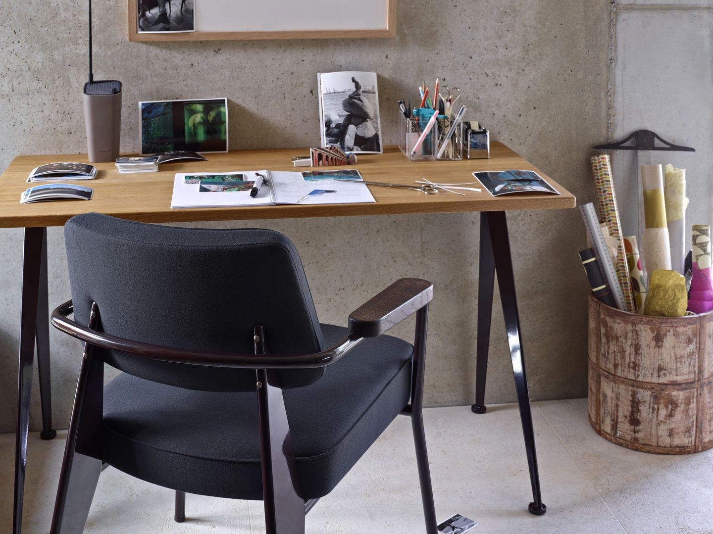 COMPAS DIRECTION Rectangular solid wood writing desk By Vitra | design ...