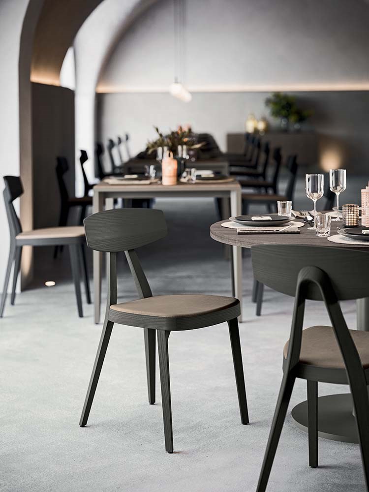 COMPASSO Chair By Quadrifoglio Group | design Dorigo Design
