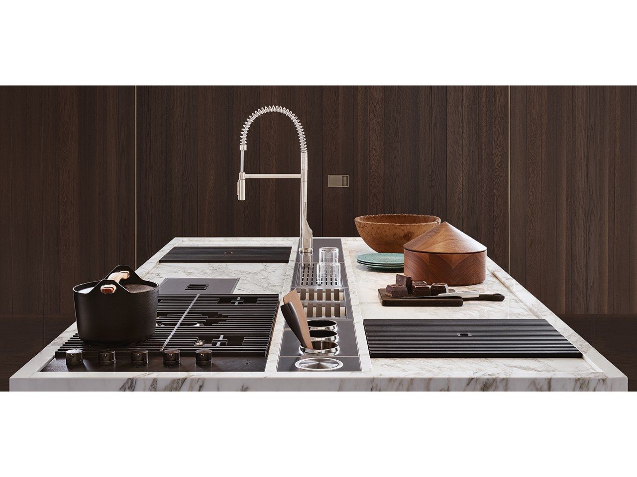 CONVIVIUM CONCEPT Kitchen with island By Arclinea | design Antonio Citterio