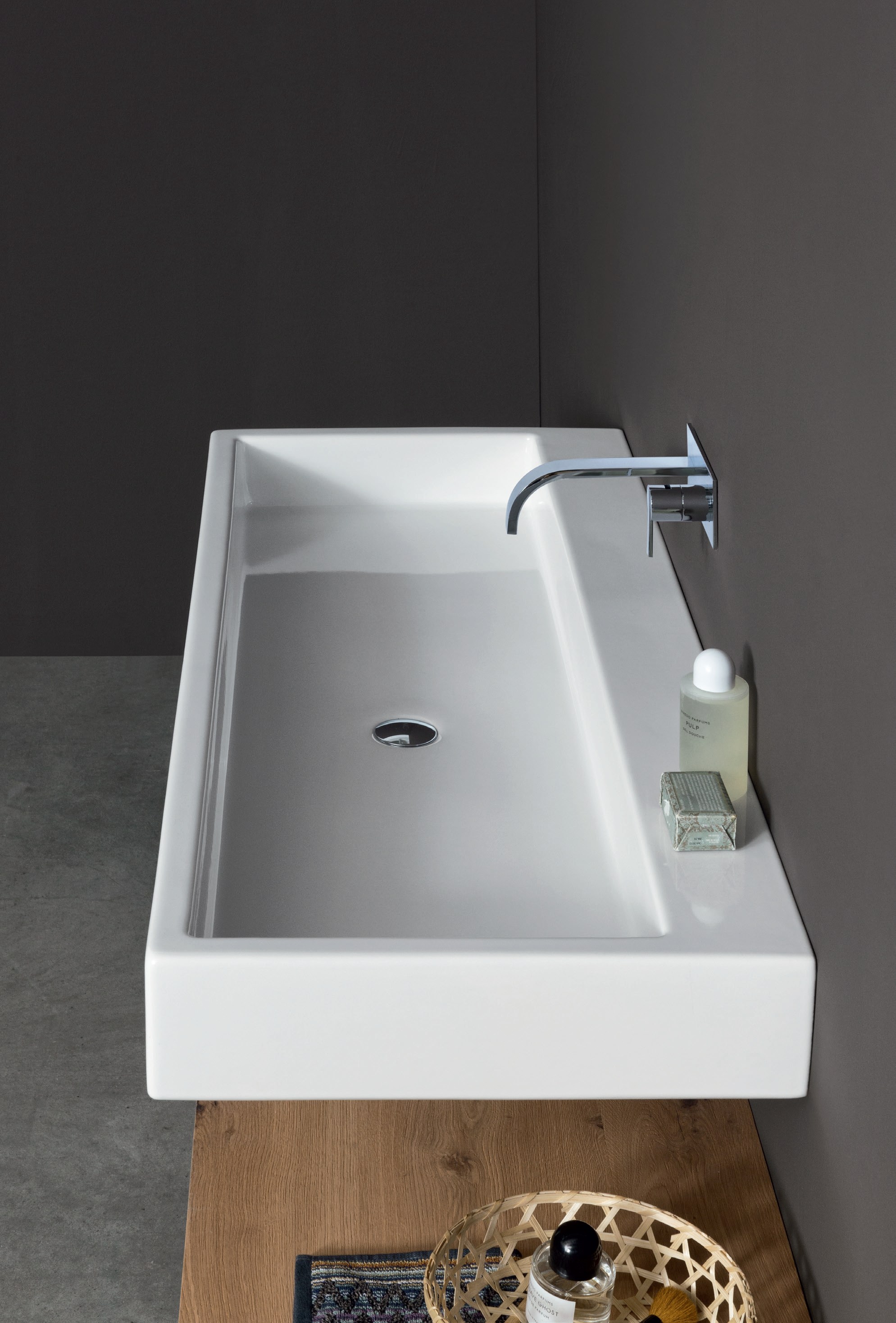 COOL | Rectangular washbasin By Nic