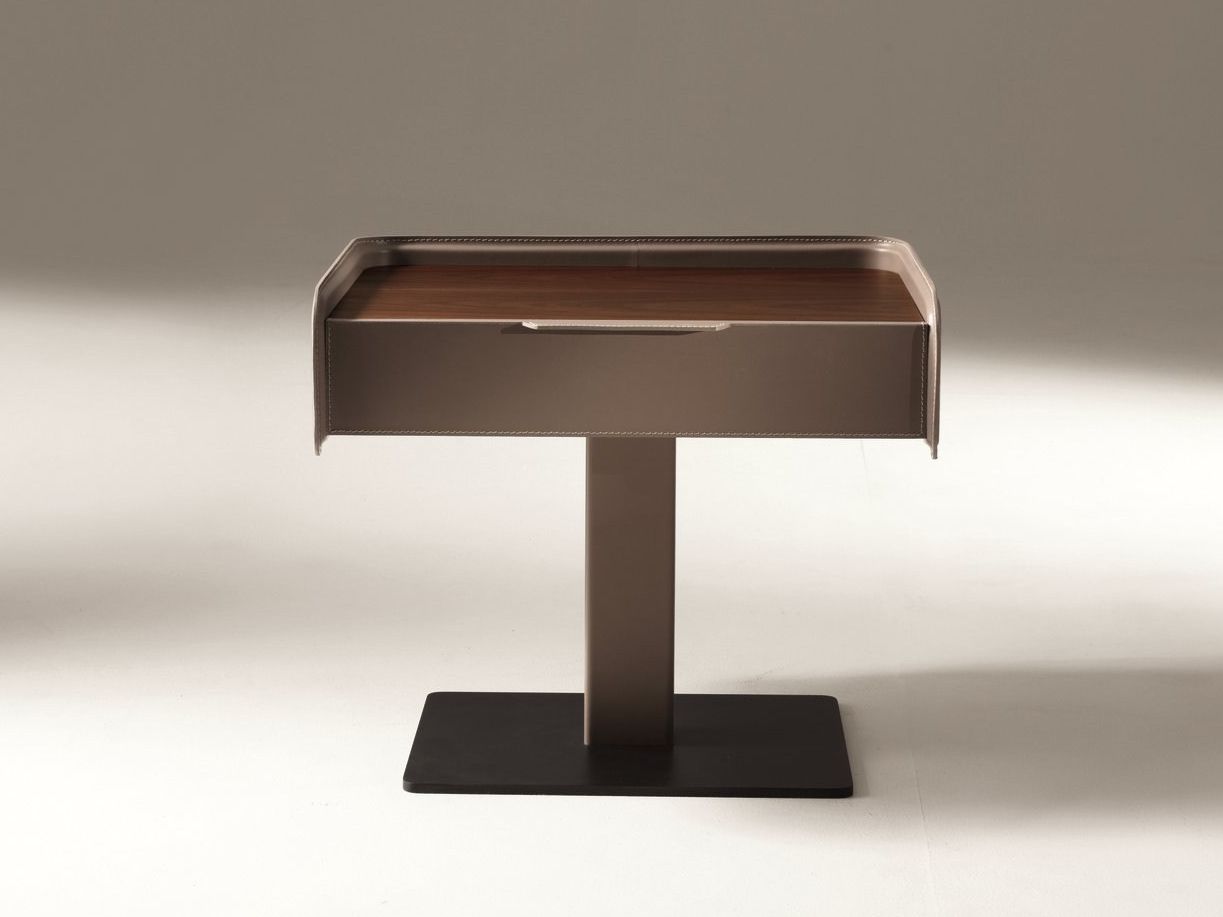 CORIUM | Bedside table By Giorgetti design Umberto Asnago