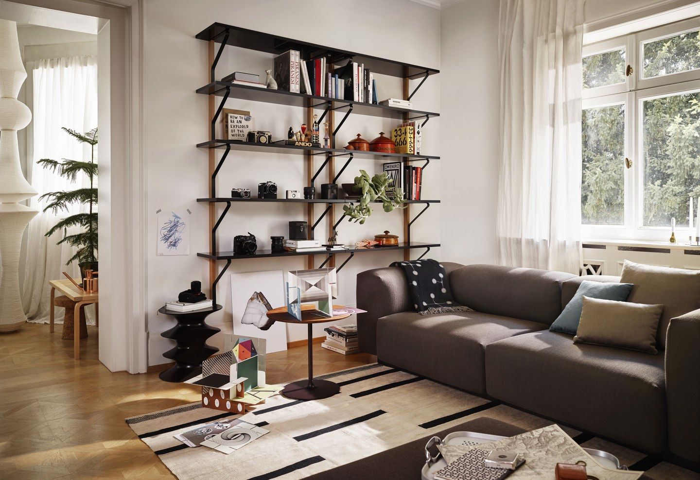 CORK FAMILY Cork stool / coffee table By Vitra | design Jasper Morrison