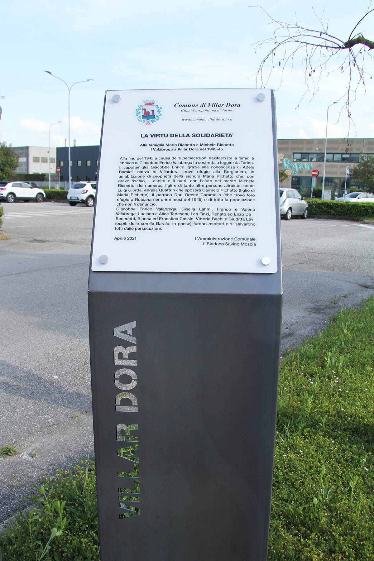 CORTEN STEEL LECTERN WITH PLATES information stand By Remor