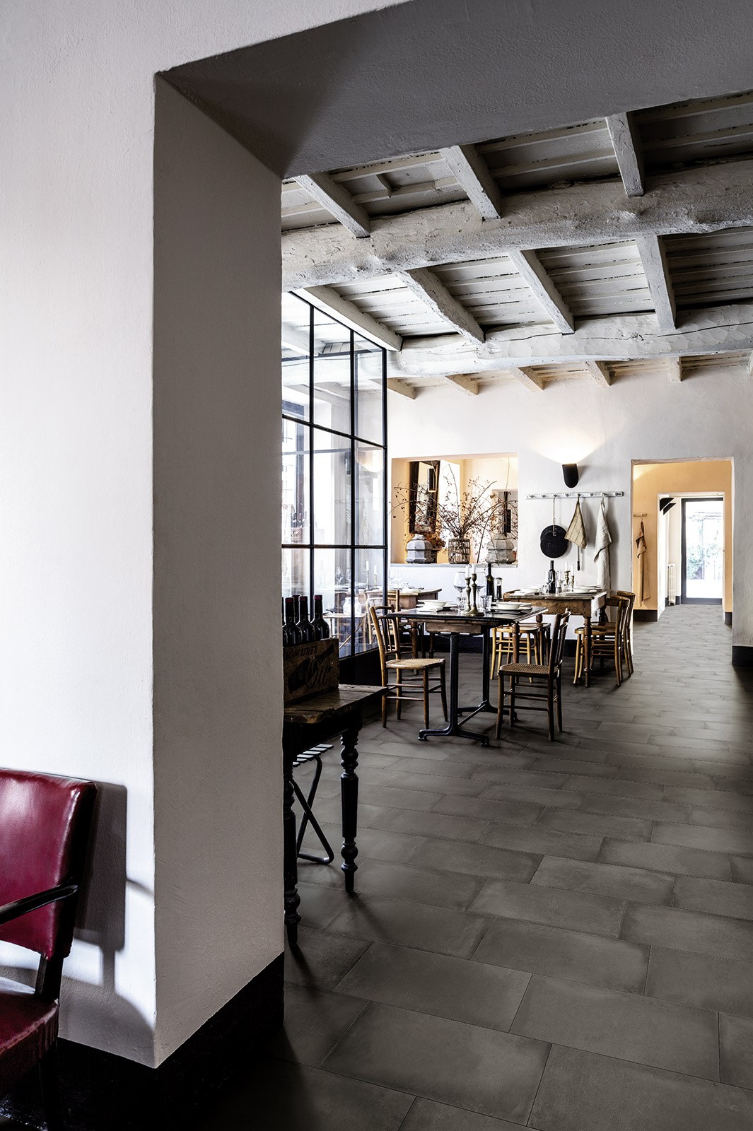 Full-body porcelain stoneware wall/floor tiles with terracotta effect ...