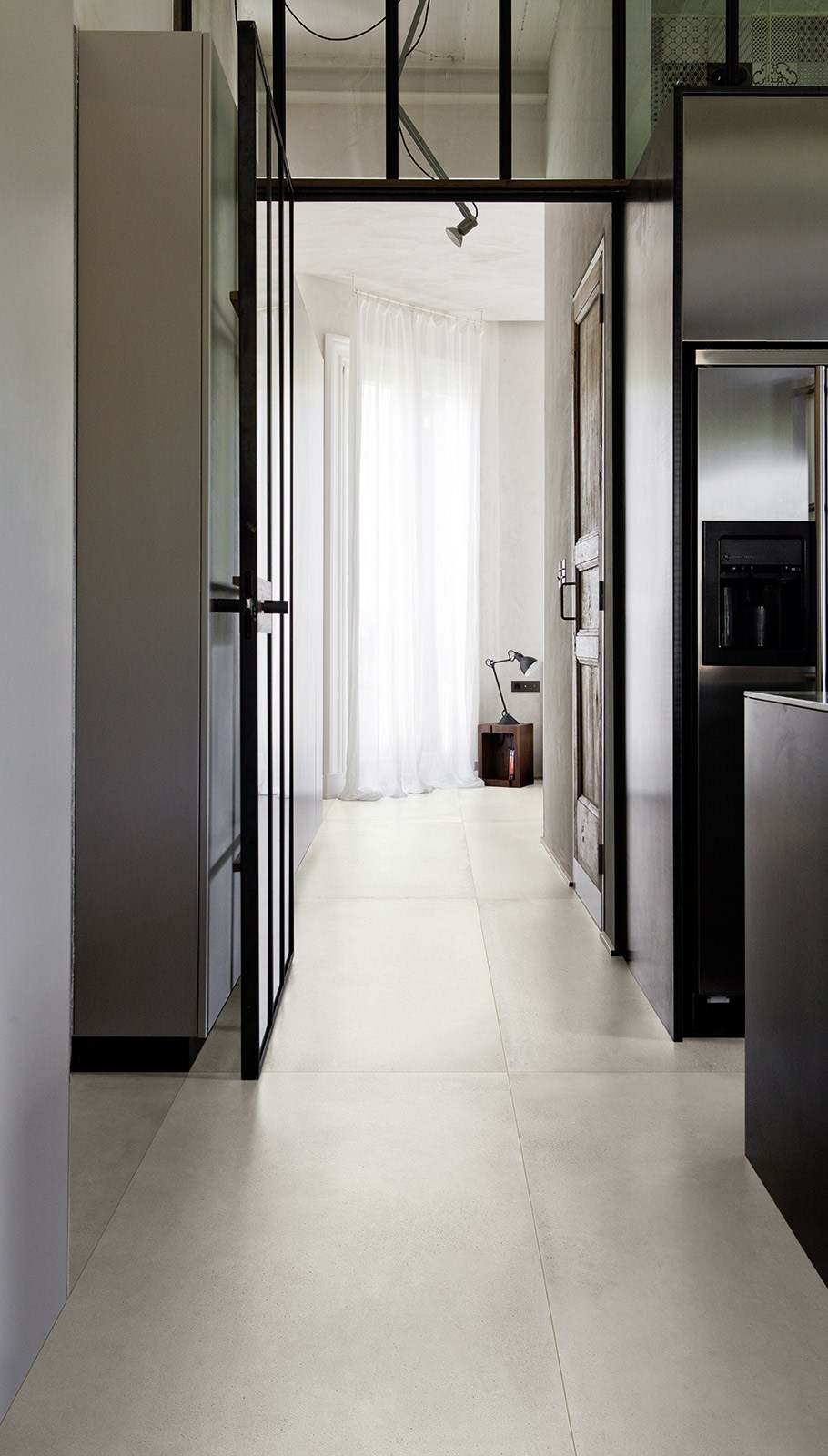 Full-body porcelain stoneware wall/floor tiles with terracotta effect ...