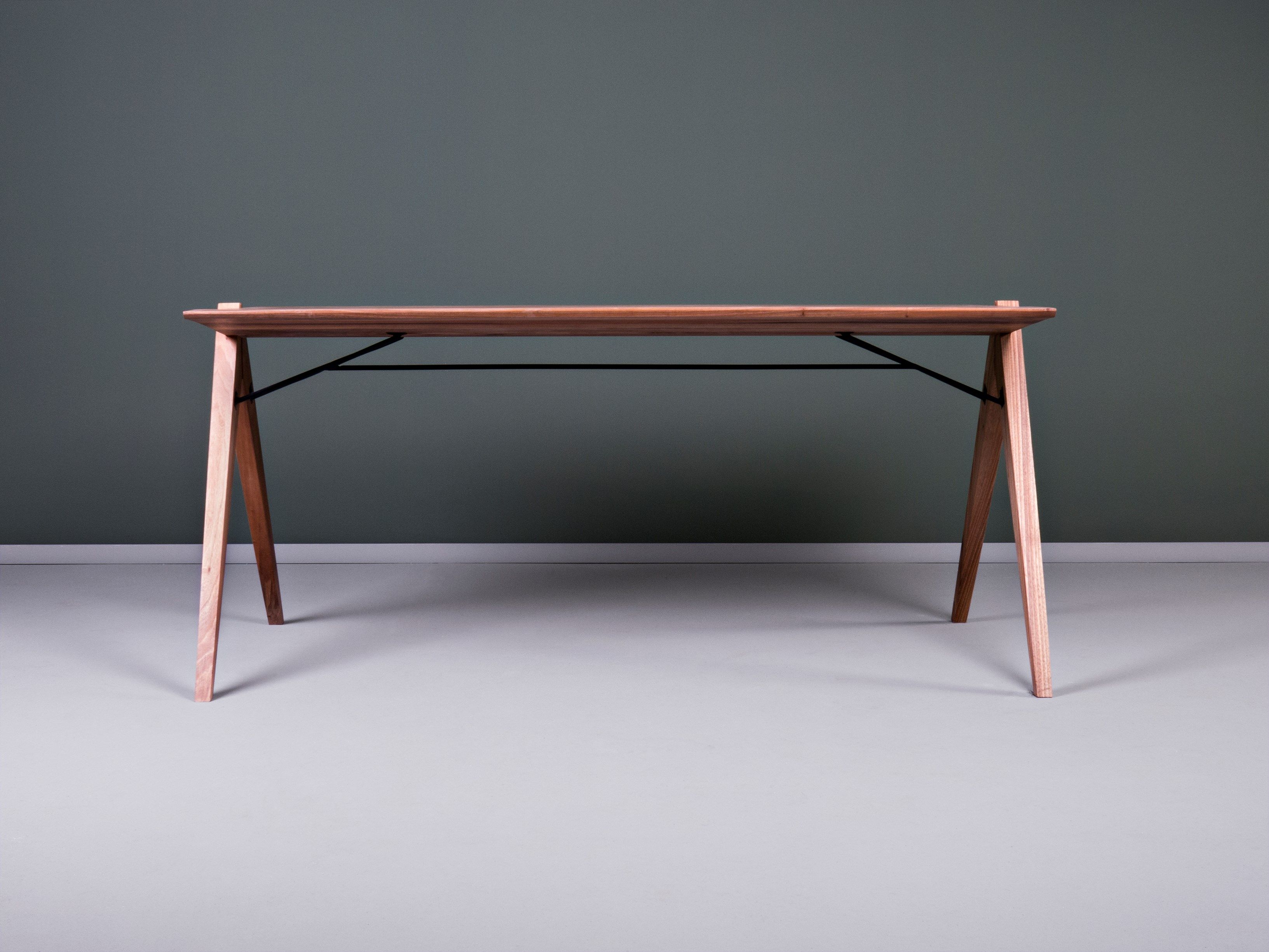 CROCODILE | Table Crocodile Collection By HOOKL und STOOL design ...