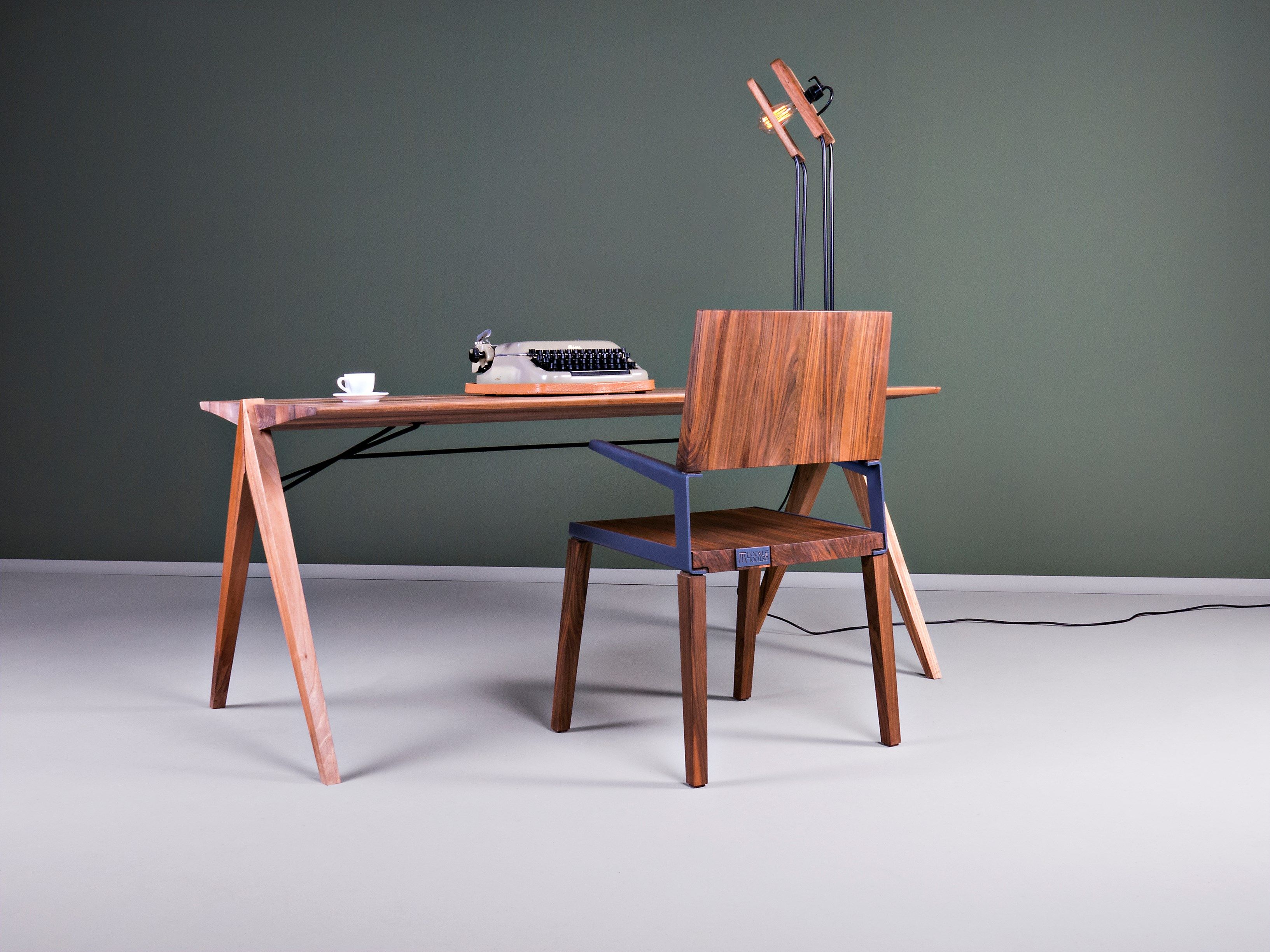 CROCODILE | Table Crocodile Collection By HOOKL und STOOL design ...