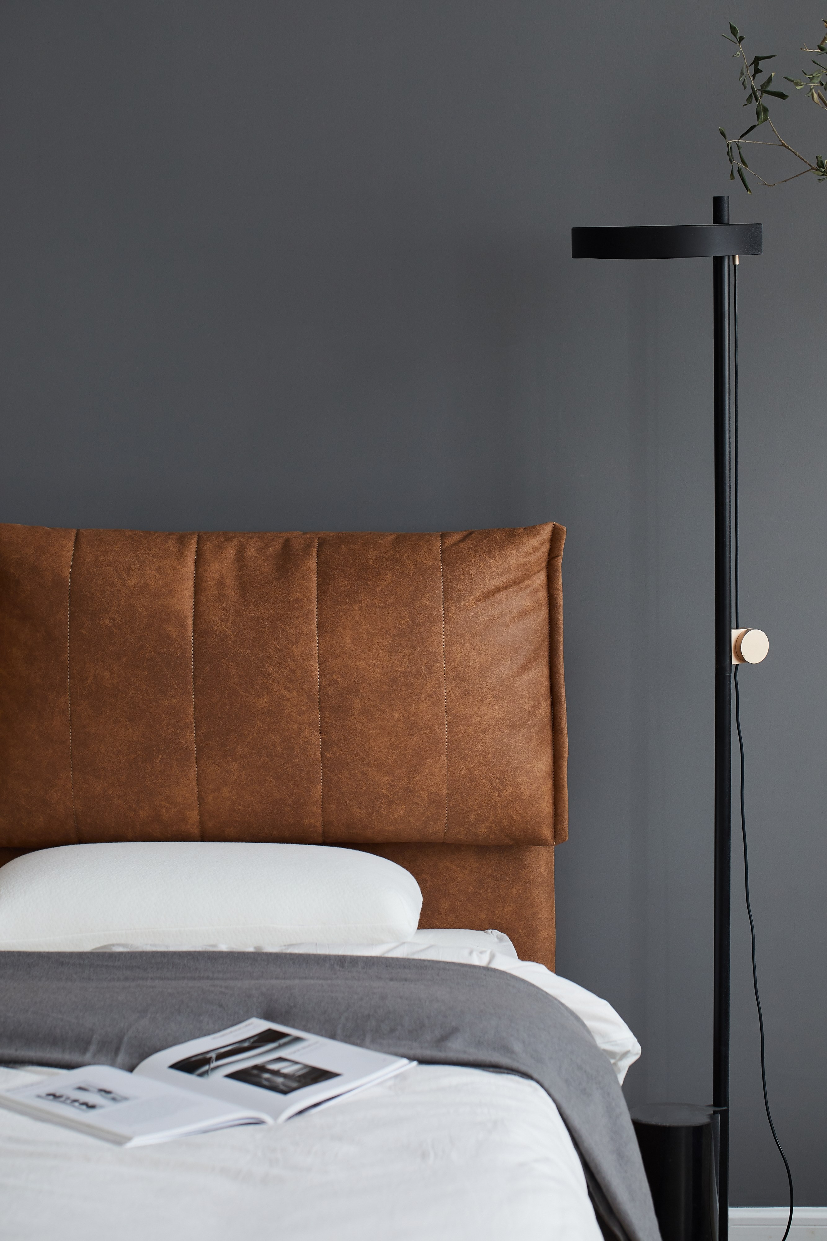 CROISSANT Bed By grado design