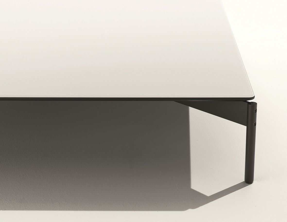 CRUISE | Rectangular coffee table By Lema