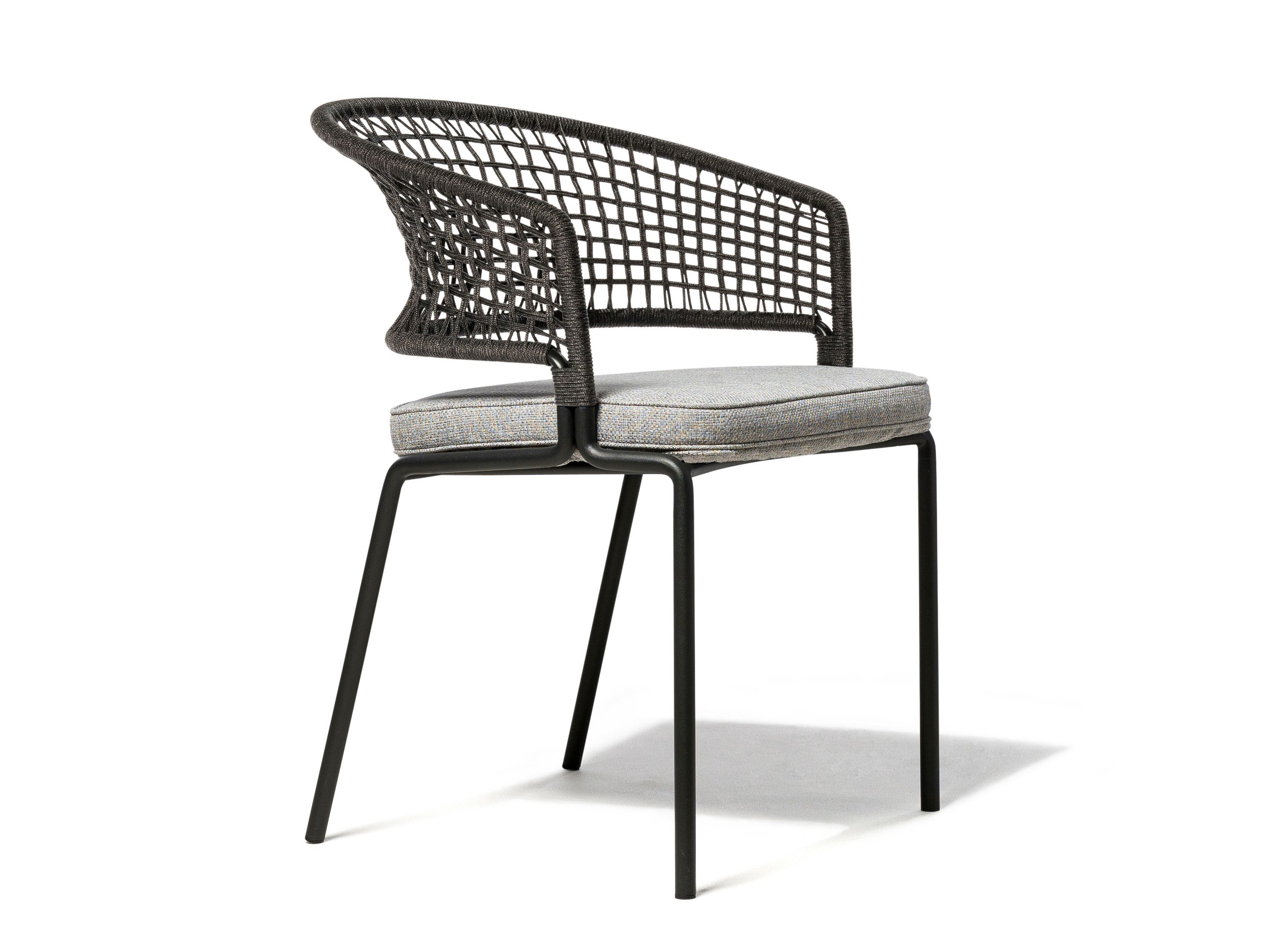 CTR Dining chair with armrests By TRIBÙ
