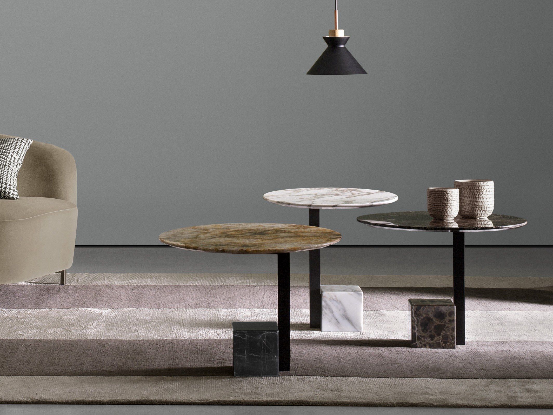 CUBETTO Round marble coffee table By Bodema | design Giuseppe Manzoni
